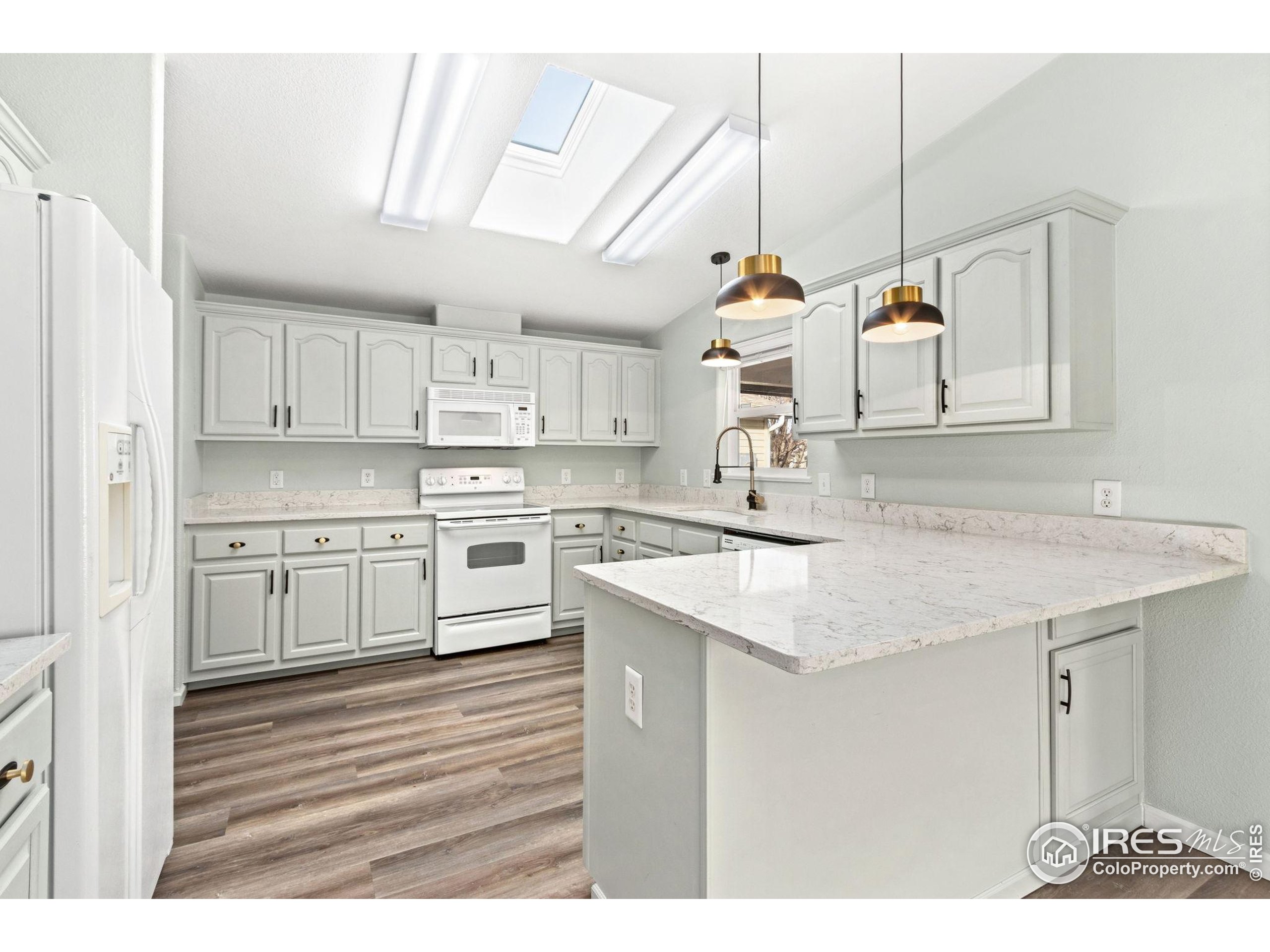 4433 Espirit Dr, For Sale in Fort Collins - eXp Realty