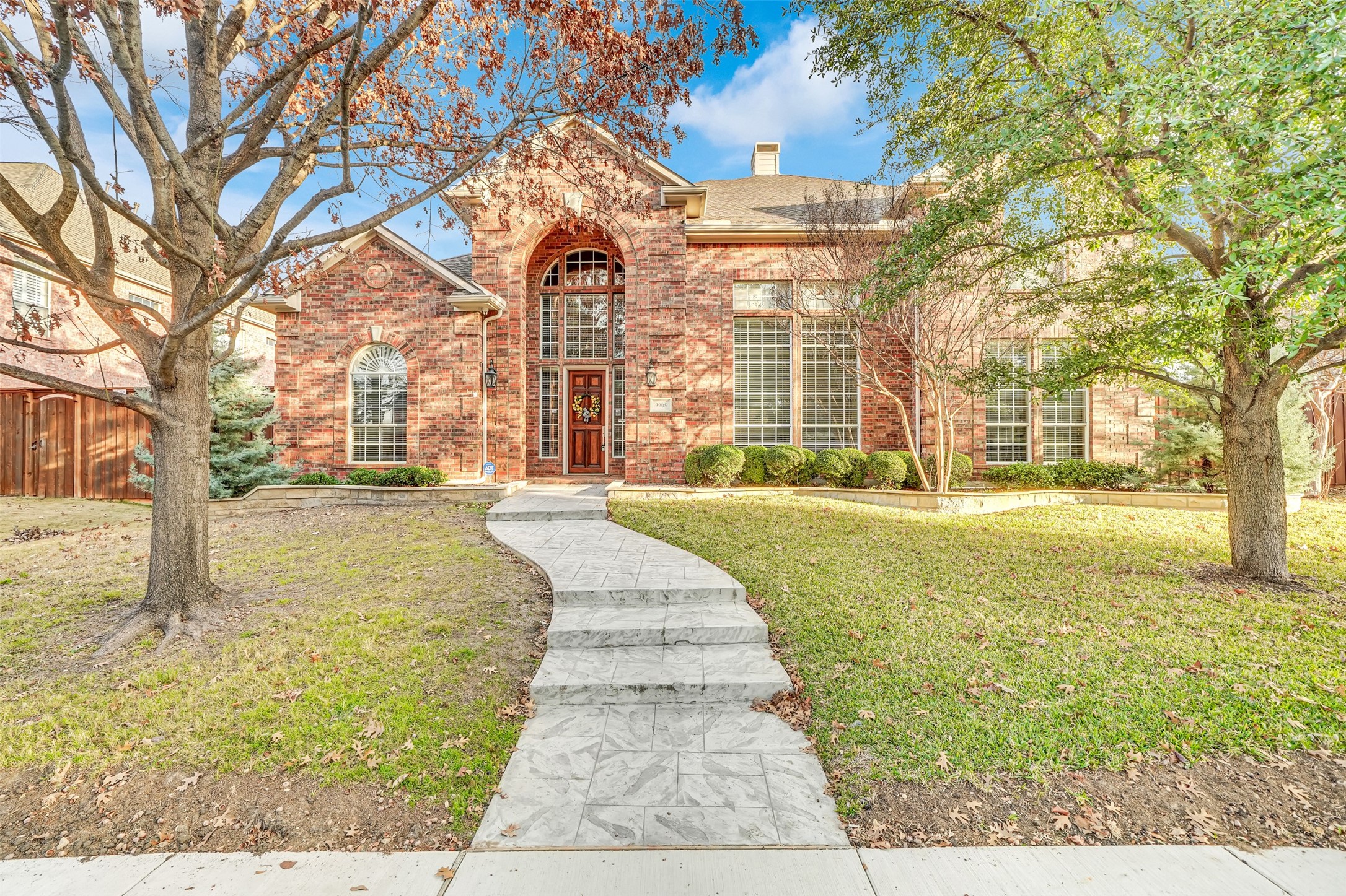 3905 Bonita Dr, For Sale in Plano - eXp Realty