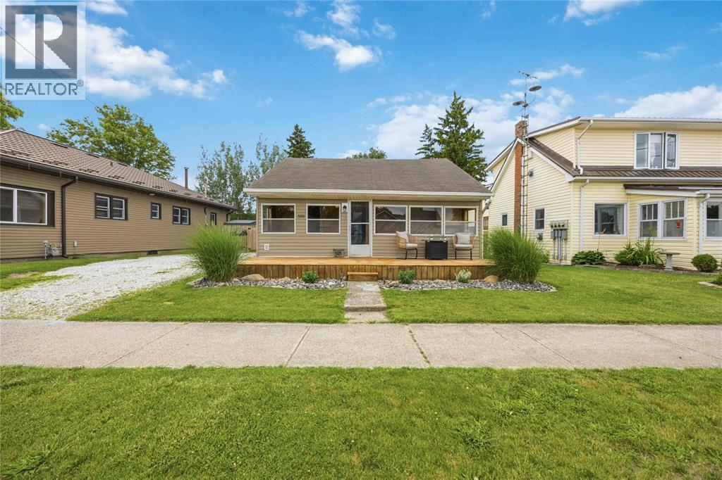 505 Broadway St, For Sale in Port Lambton - eXp Realty