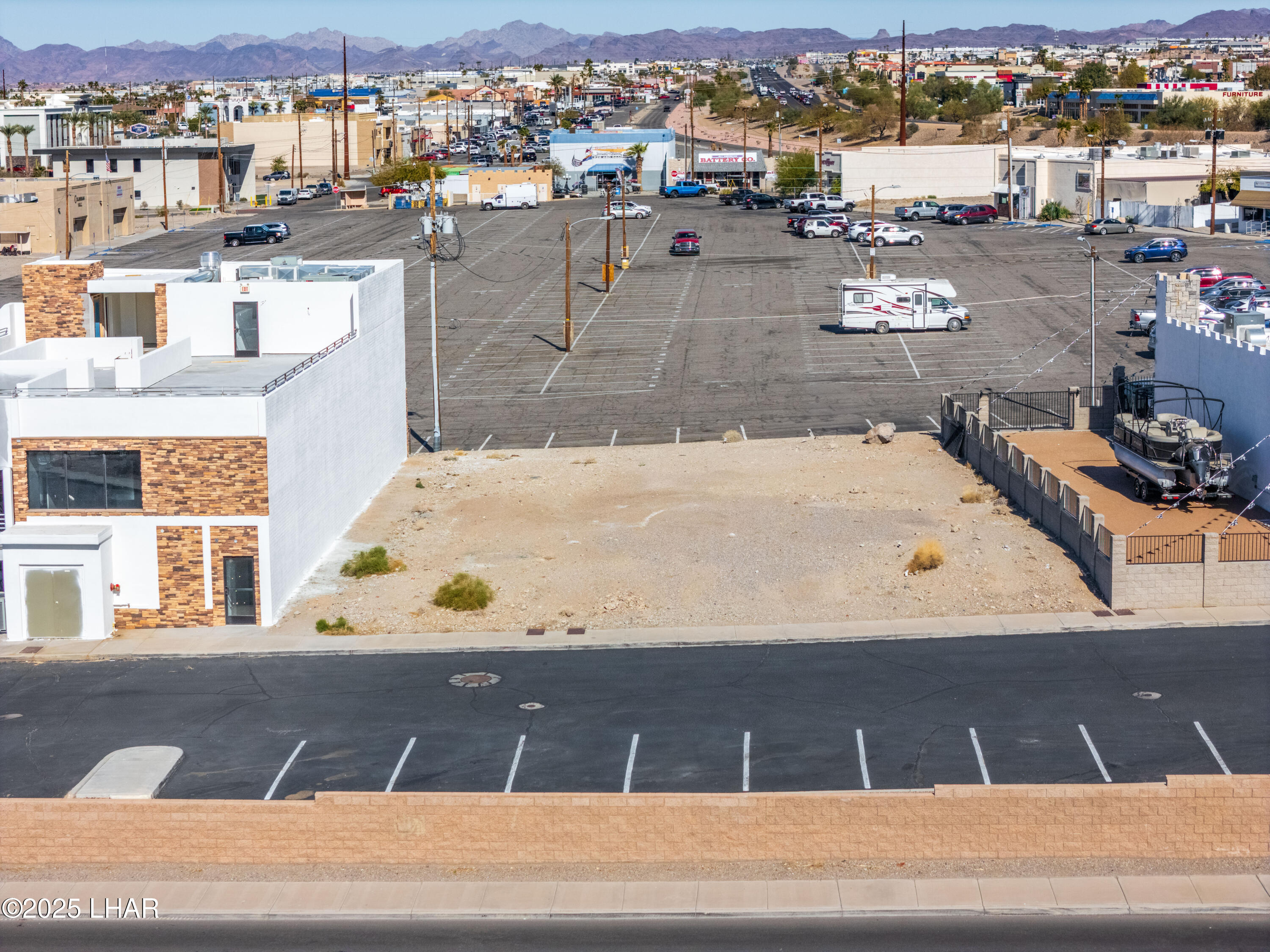 1519 Marlboro Dr, For Sale in Lake Havasu City - Zoocasa