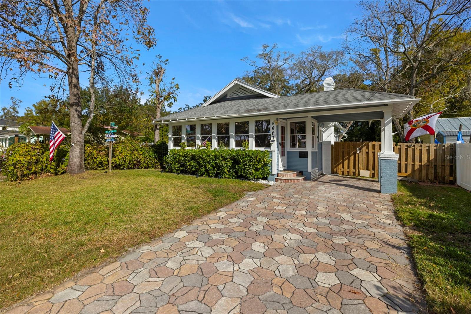 5901 N Kenneth Ave, For Sale in Tampa - eXp Realty