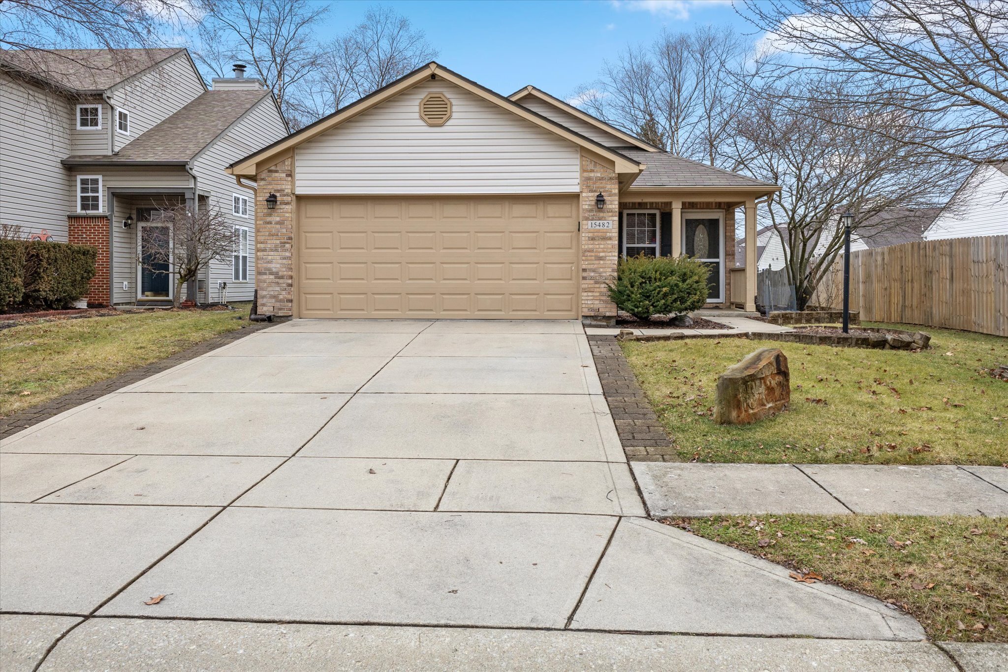 15482 Wandering Way, Sold in Noblesville - Zoocasa