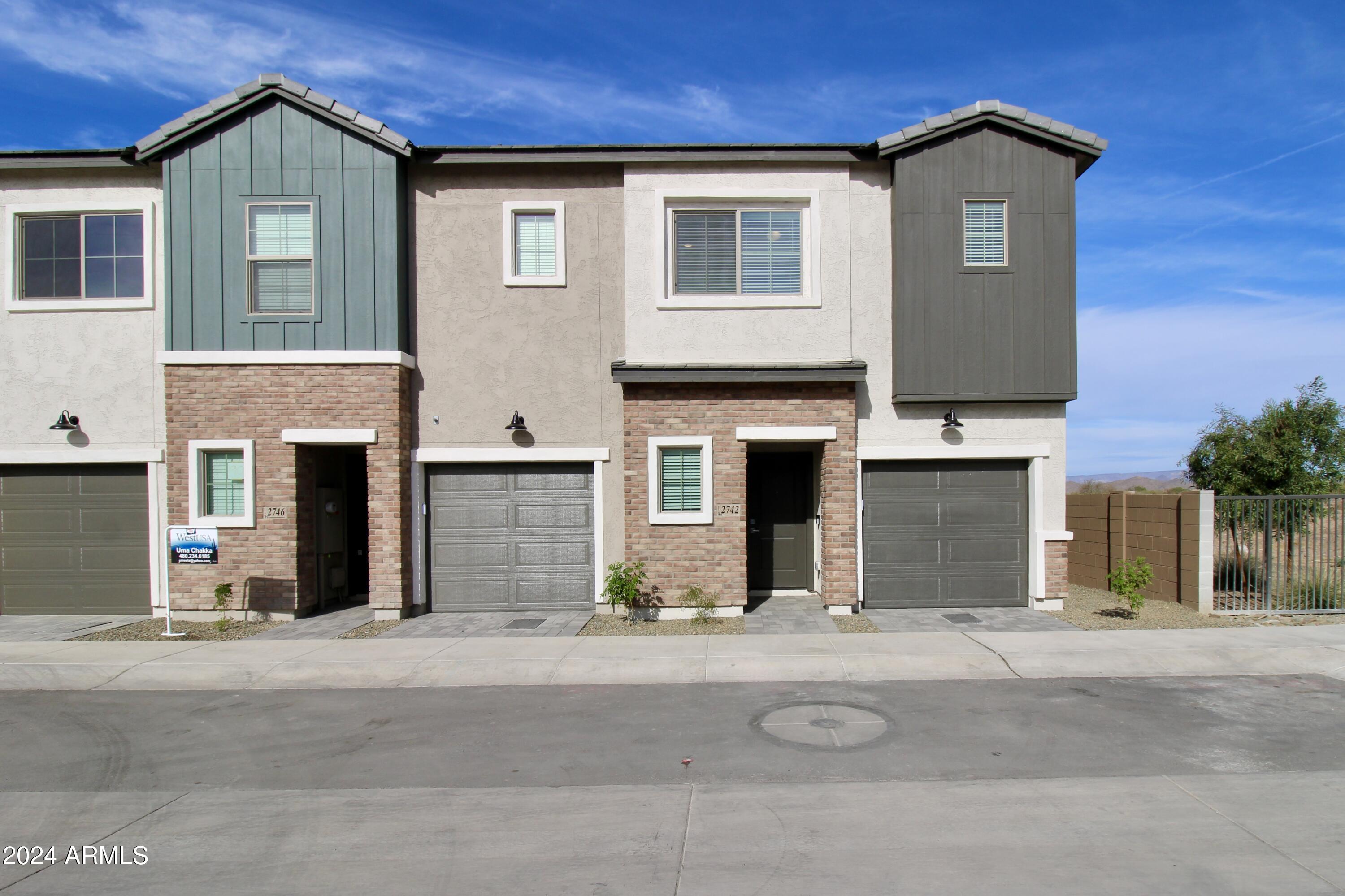 2742 W Red Fox Road, For Rent in Phoenix - Zoocasa