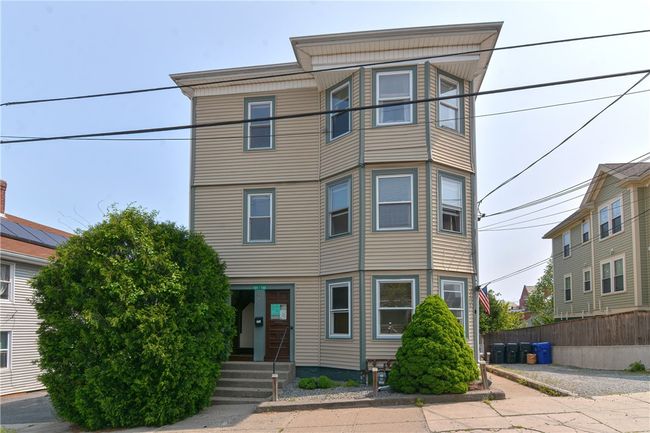 131 Earle Street, Sold in Central Falls - Zoocasa