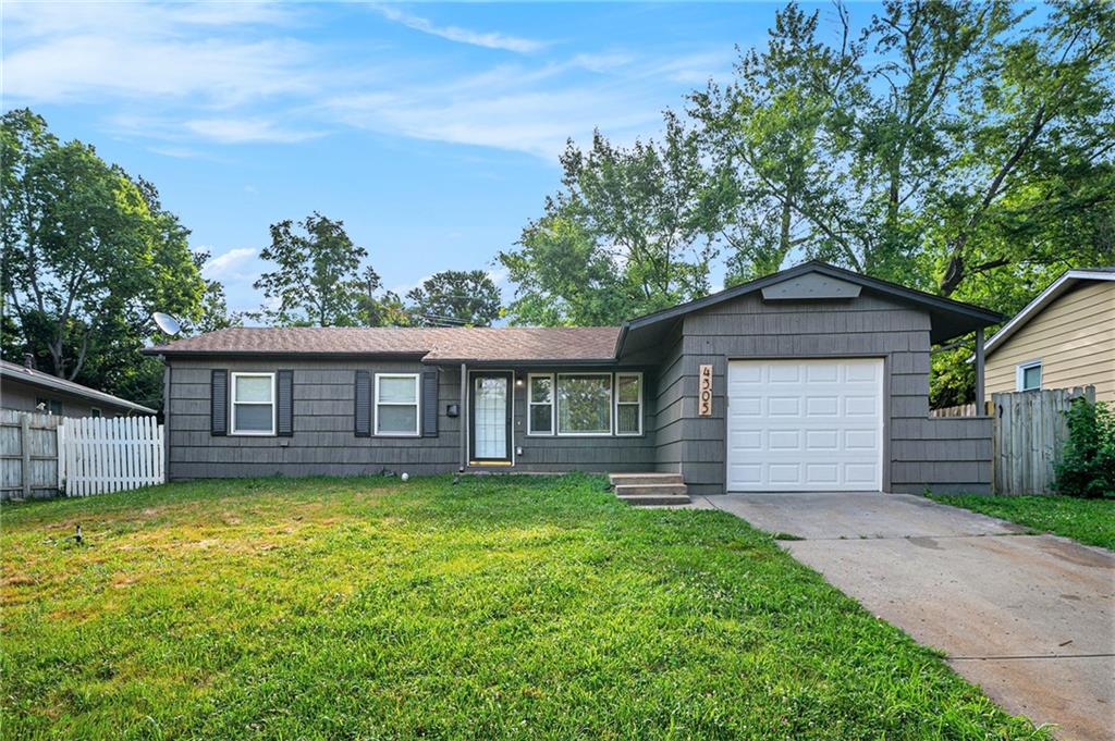 4305 Ditzler Ave, For Sale in Kansas City - eXp Realty