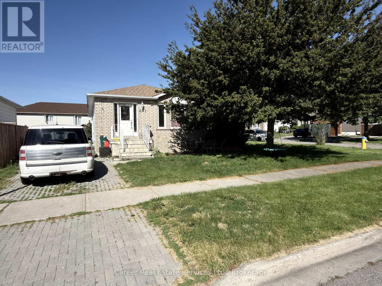 661 Ewing St, For Sale in Cobourg - eXp Realty