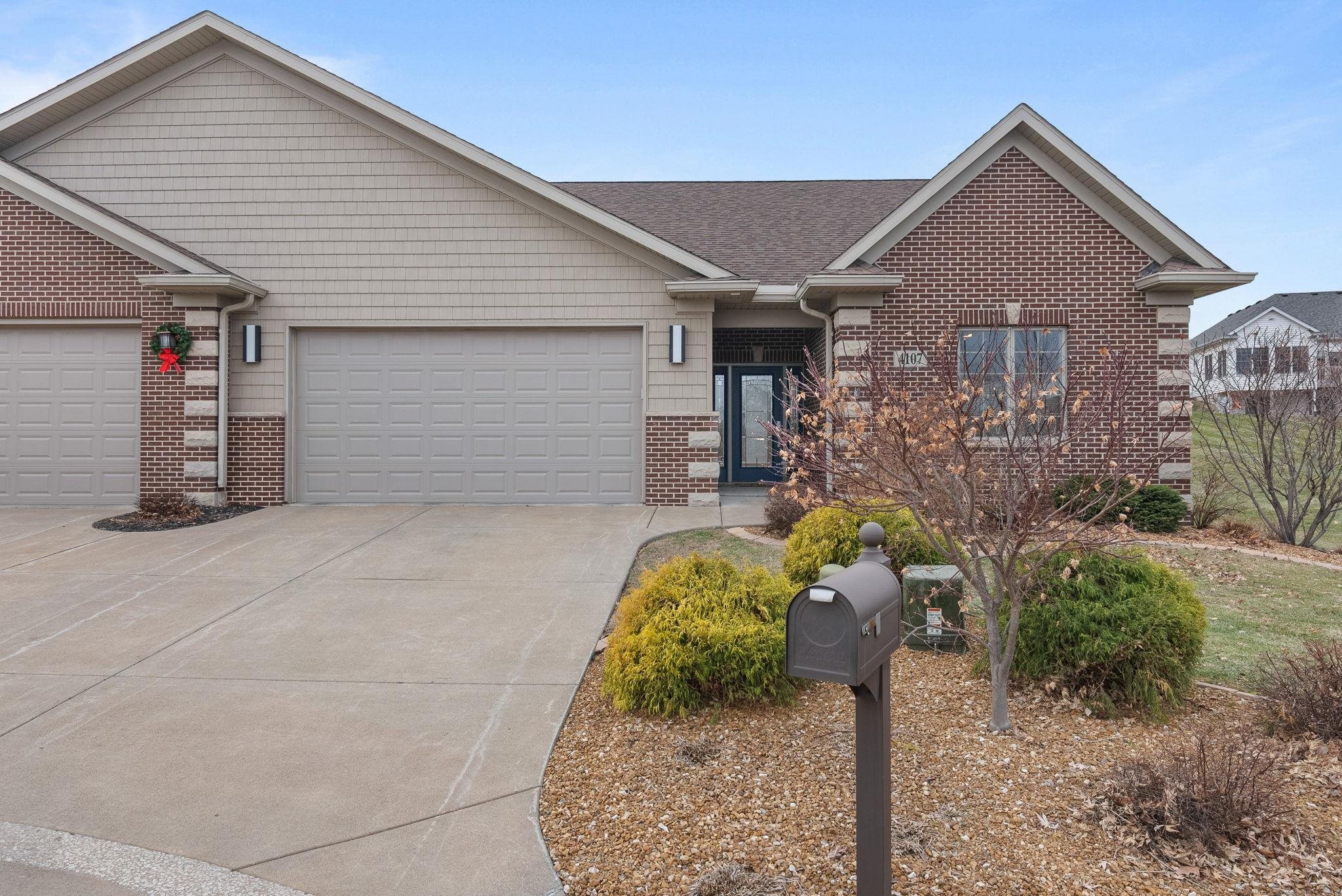 4107 Saint Erin Court, For Sale in Bettendorf - eXp Realty