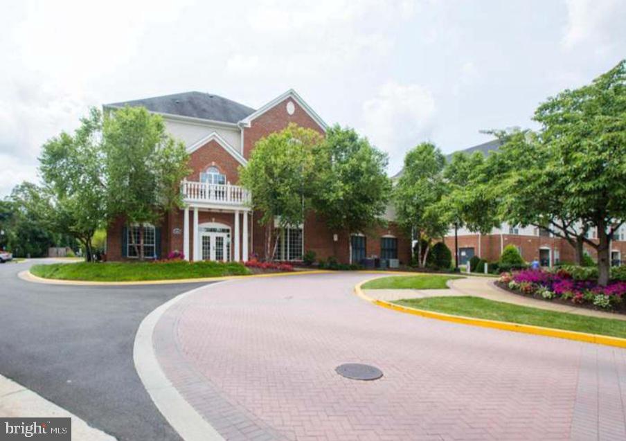 285 - 4860 Eisenhower Avenue, Leased in ALEXANDRIA - eXp Realty