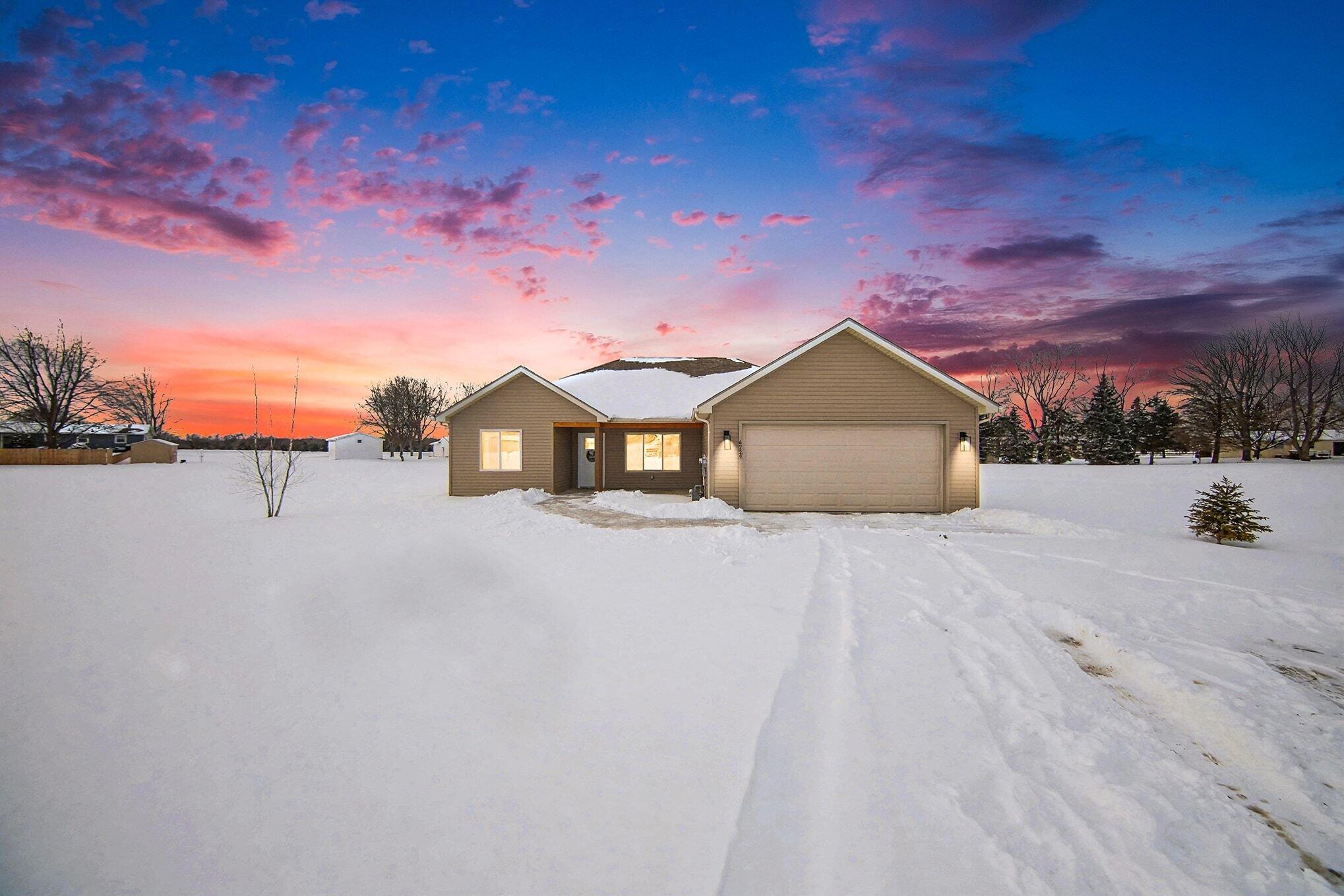 4729 Basin St, For Sale in Adrian - eXp Realty