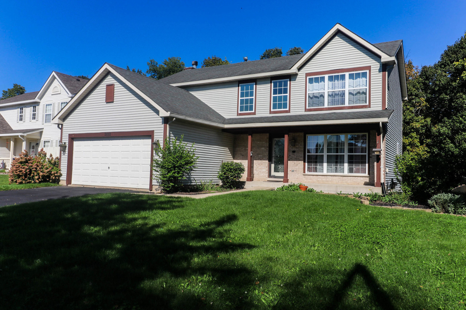 2852 Sun Valley Dr, Sold in Plainfield - eXp Realty