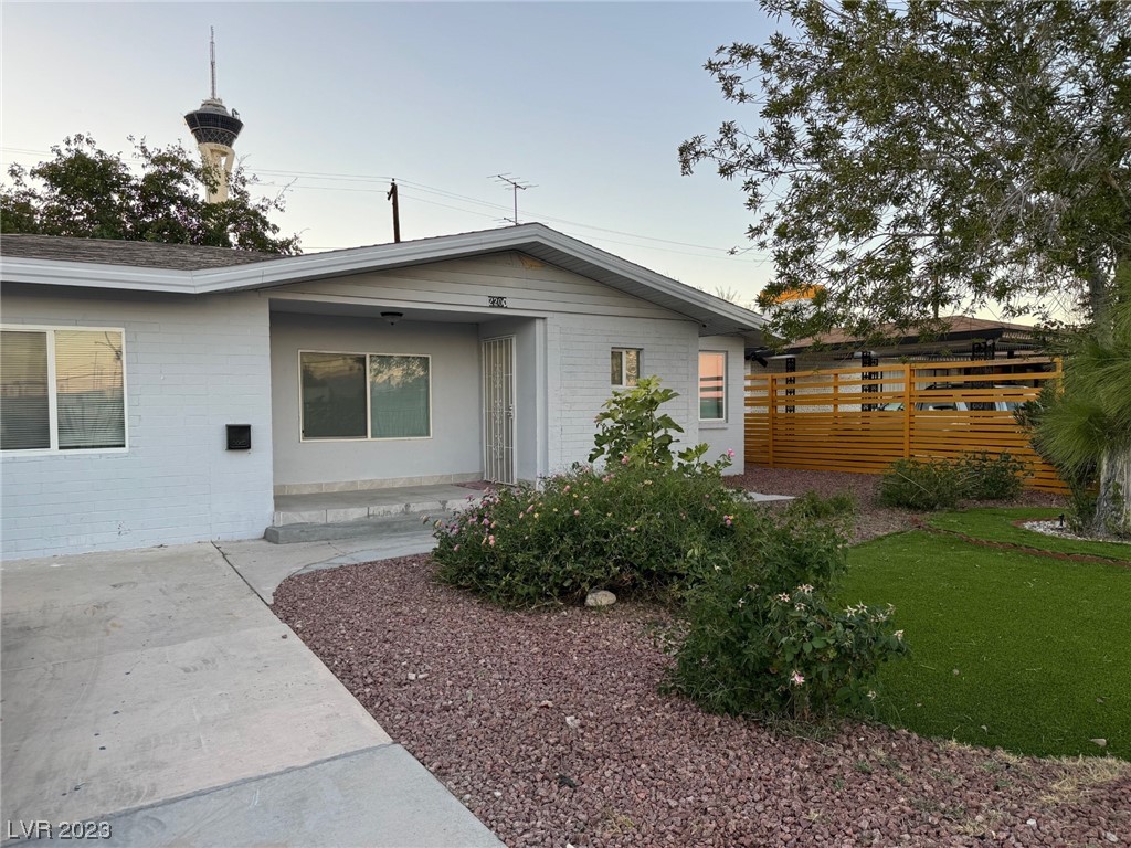 2200 S 6th Street, Inactive in Las Vegas - Zoocasa
