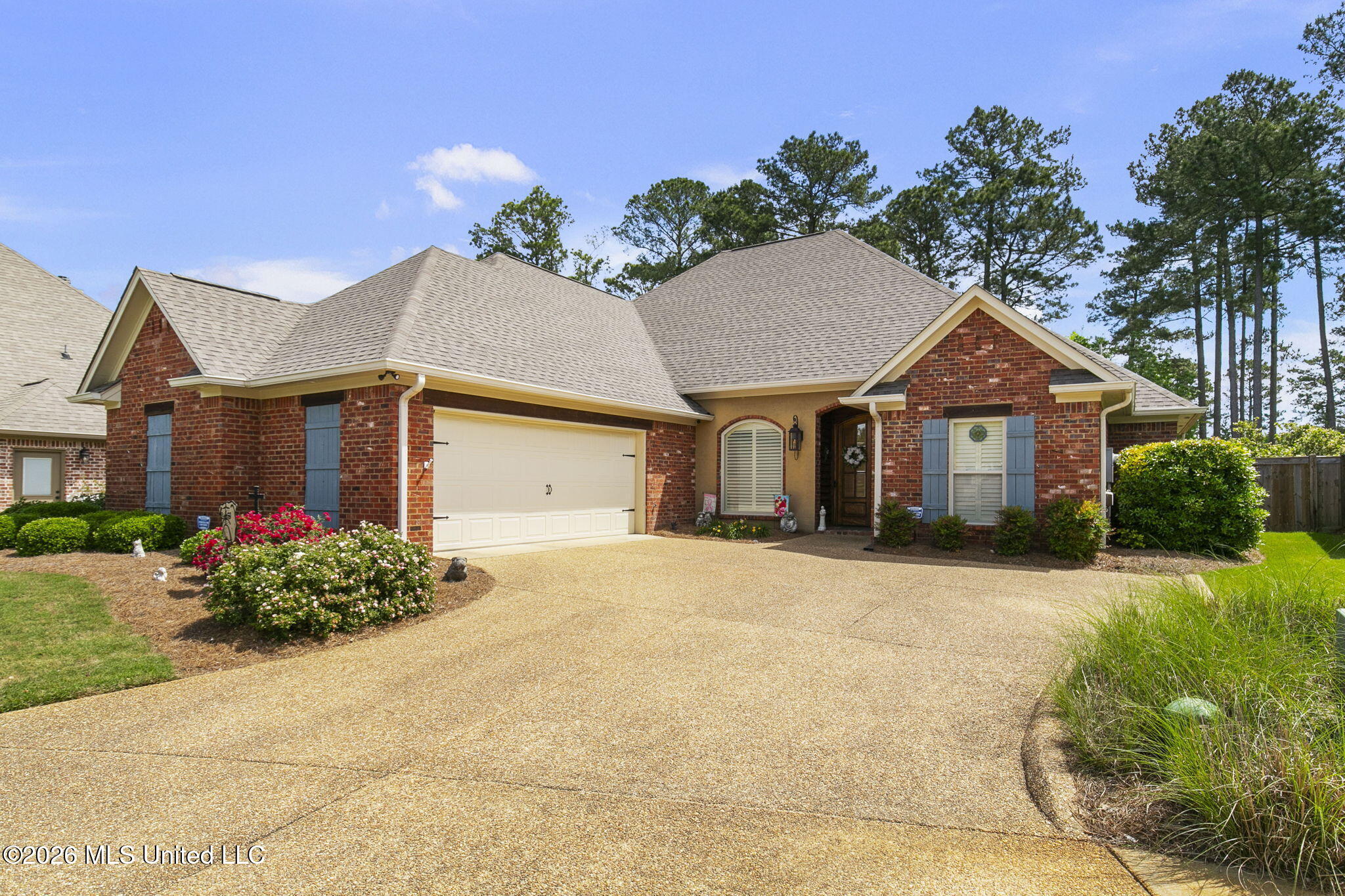 110 Willow Crest Circle, For Sale in Brandon - eXp Realty