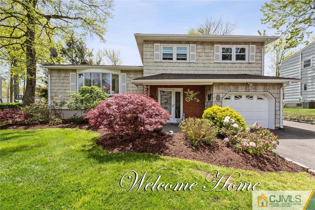 16 Livingston Avenue, Sold in Edison - Zoocasa