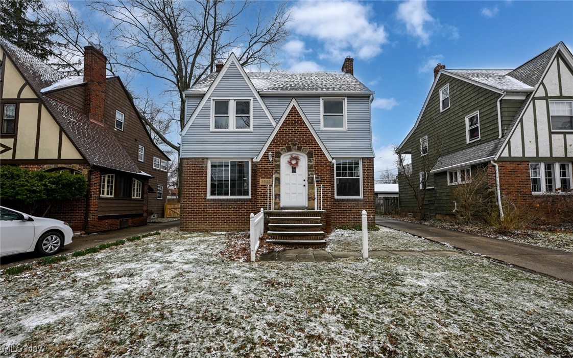 3622 Cedarbrook Rd, Sold in Cleveland Heights - Zoocasa