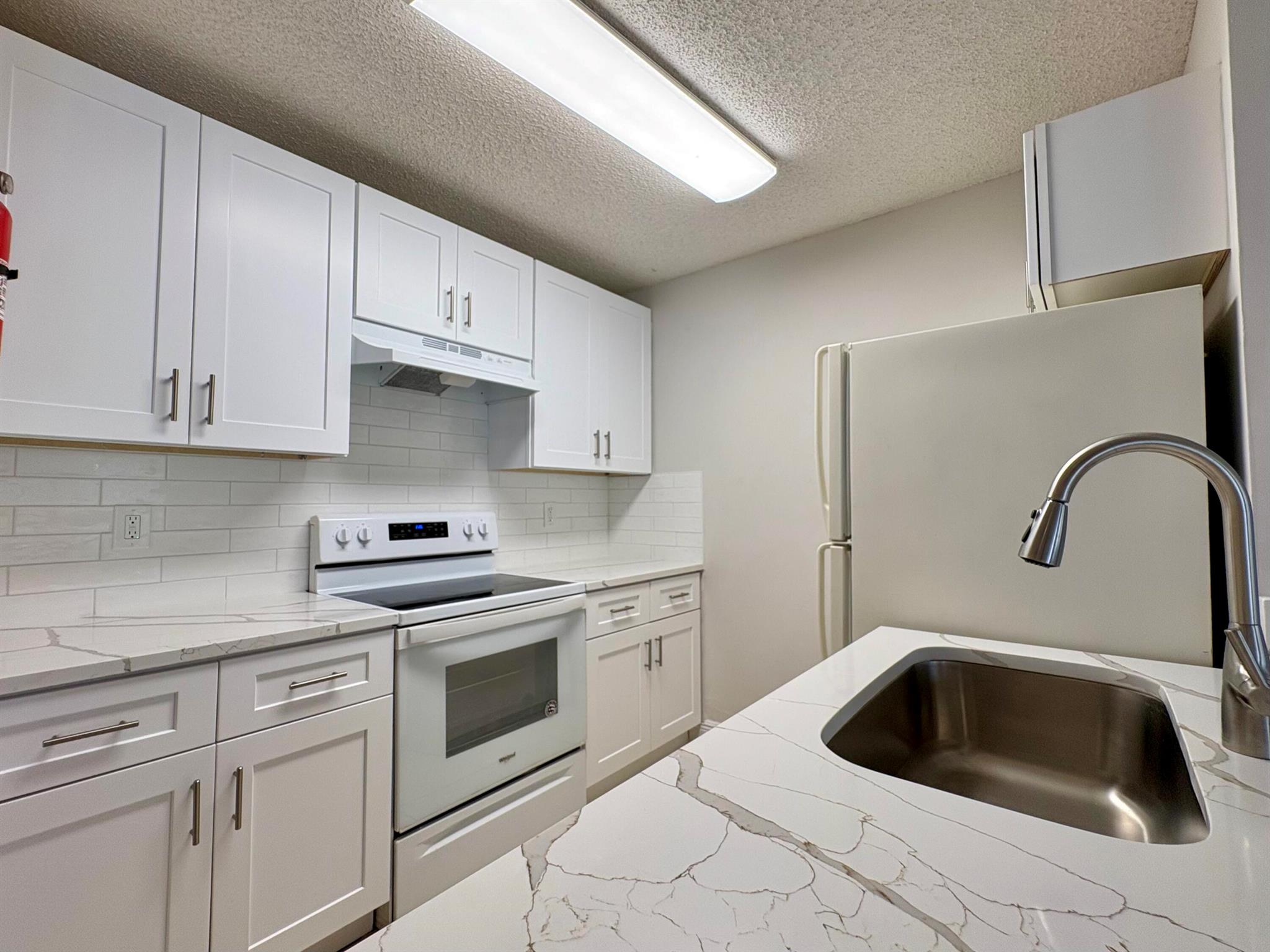 1830 - 1830 Meadows Cir W, For Sale in Boynton Beach - Zoocasa