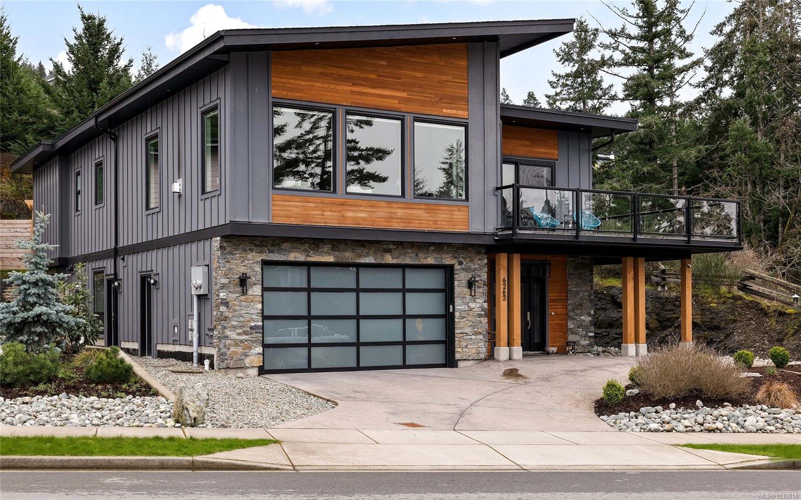 6262 Highwood Dr, For Sale in Duncan - eXp Realty