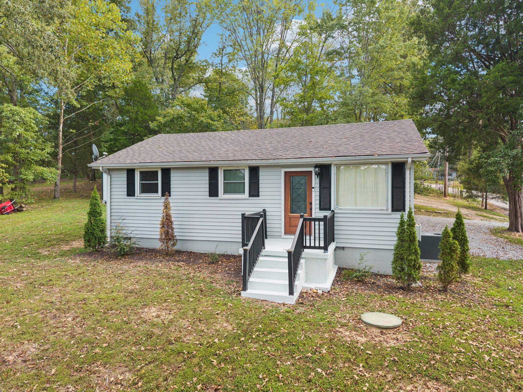 201 Maple Dr, For Sale in Ashland City - eXp Realty