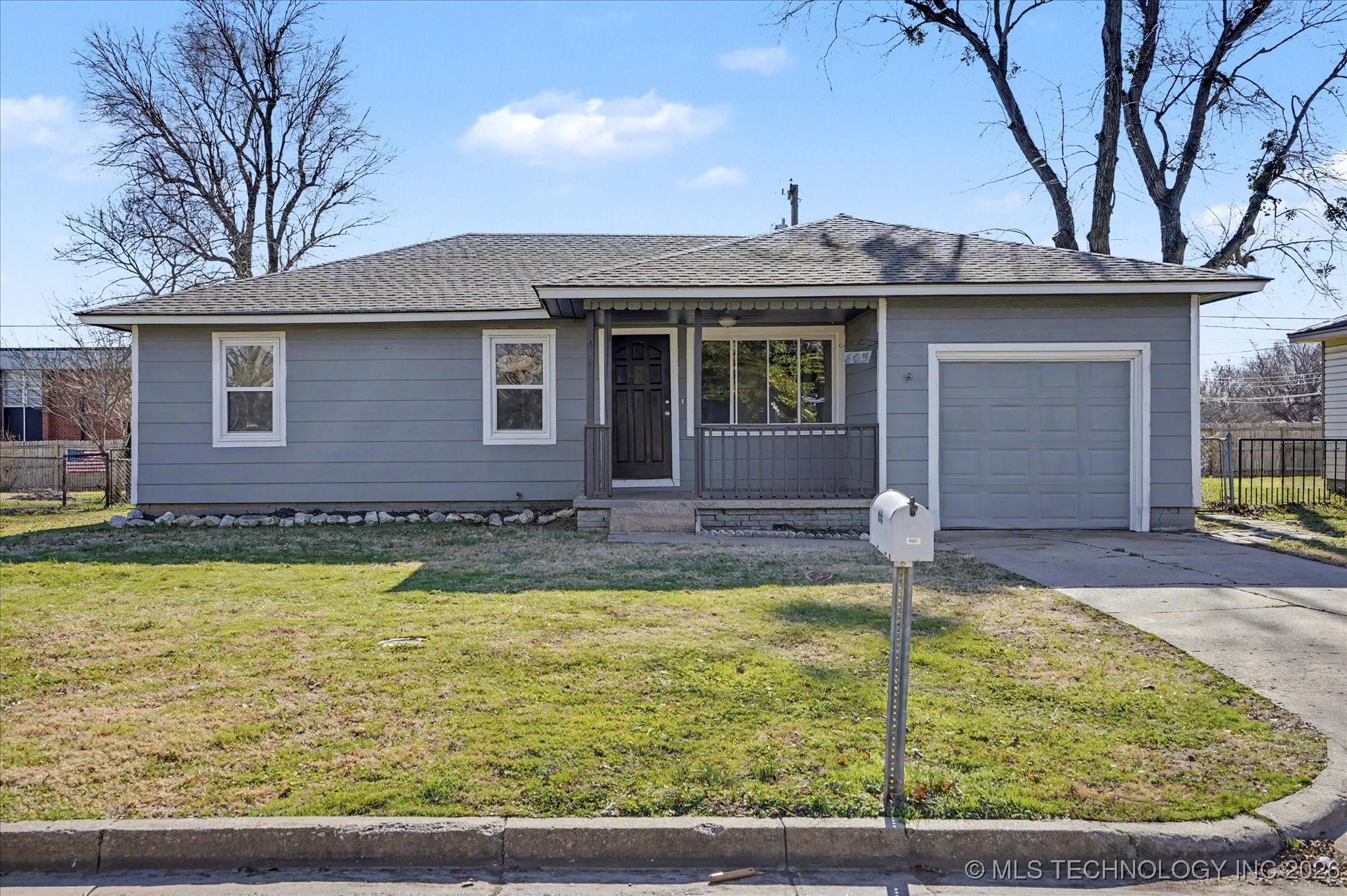 805 E Fort Worth Street, For Sale in Broken Arrow - eXp Realty