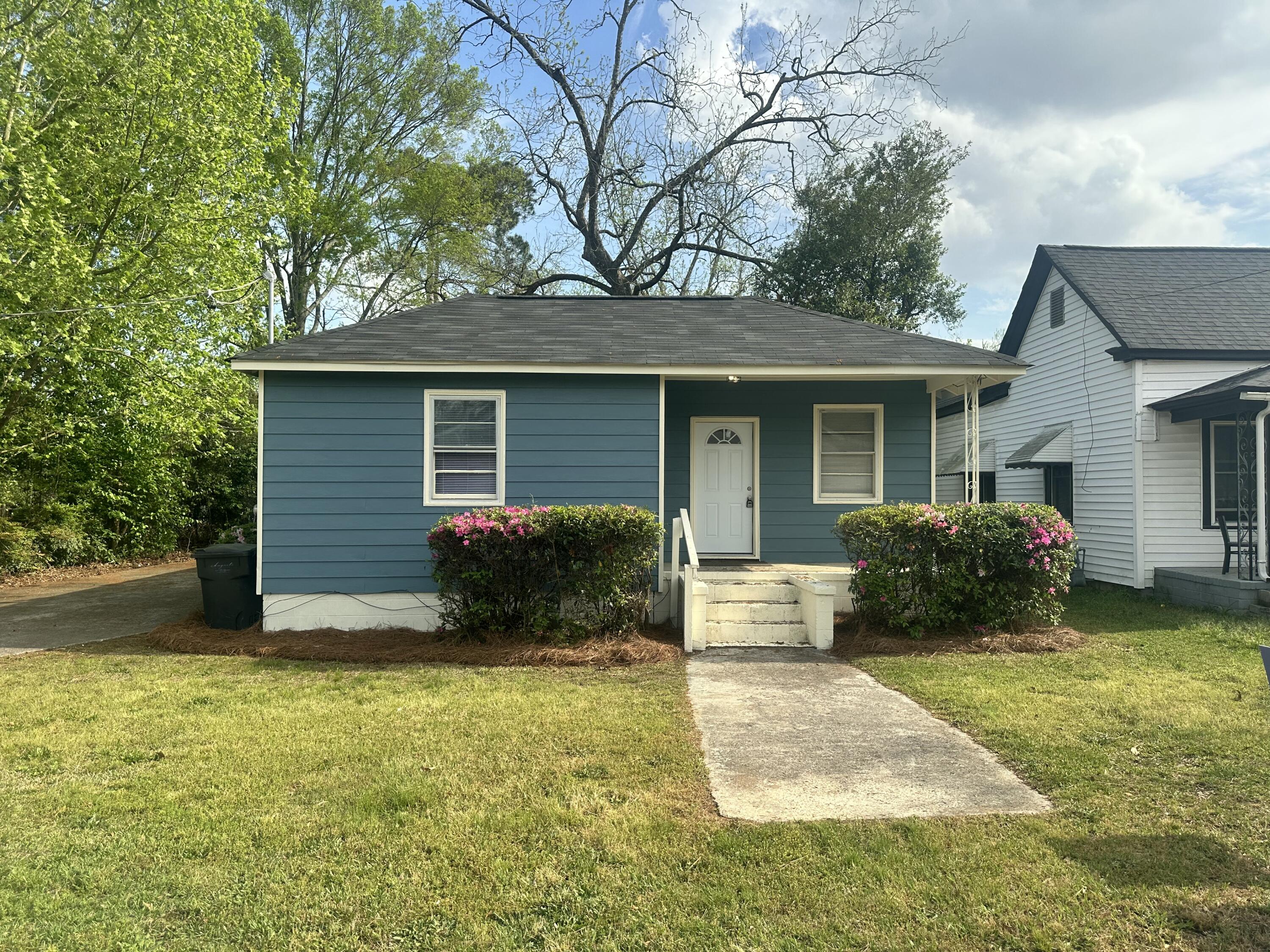 1962 Battle Row, For Sale in Augusta - Zoocasa