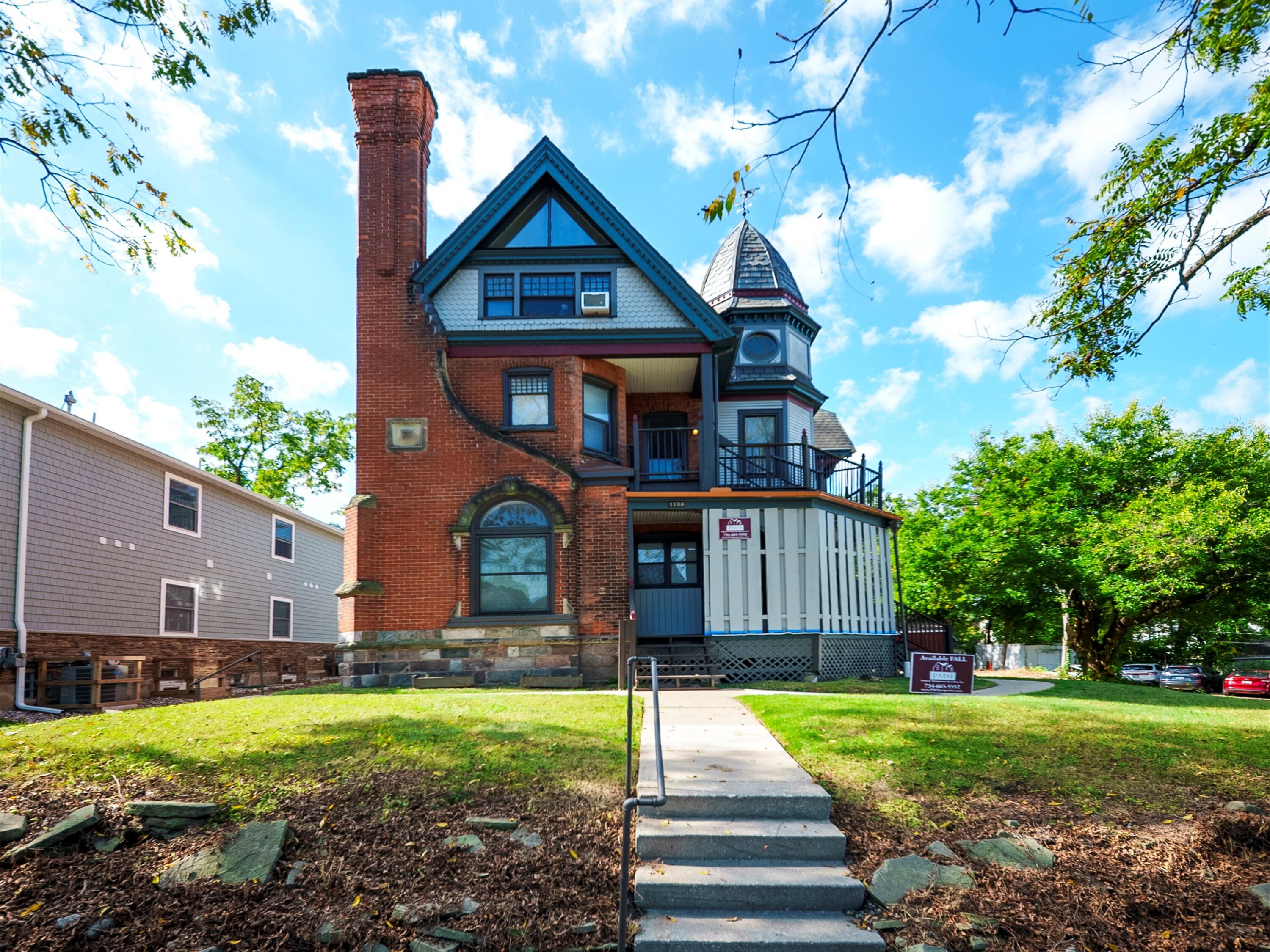 1136 Prospect St, For Sale in Ann Arbor - eXp Realty