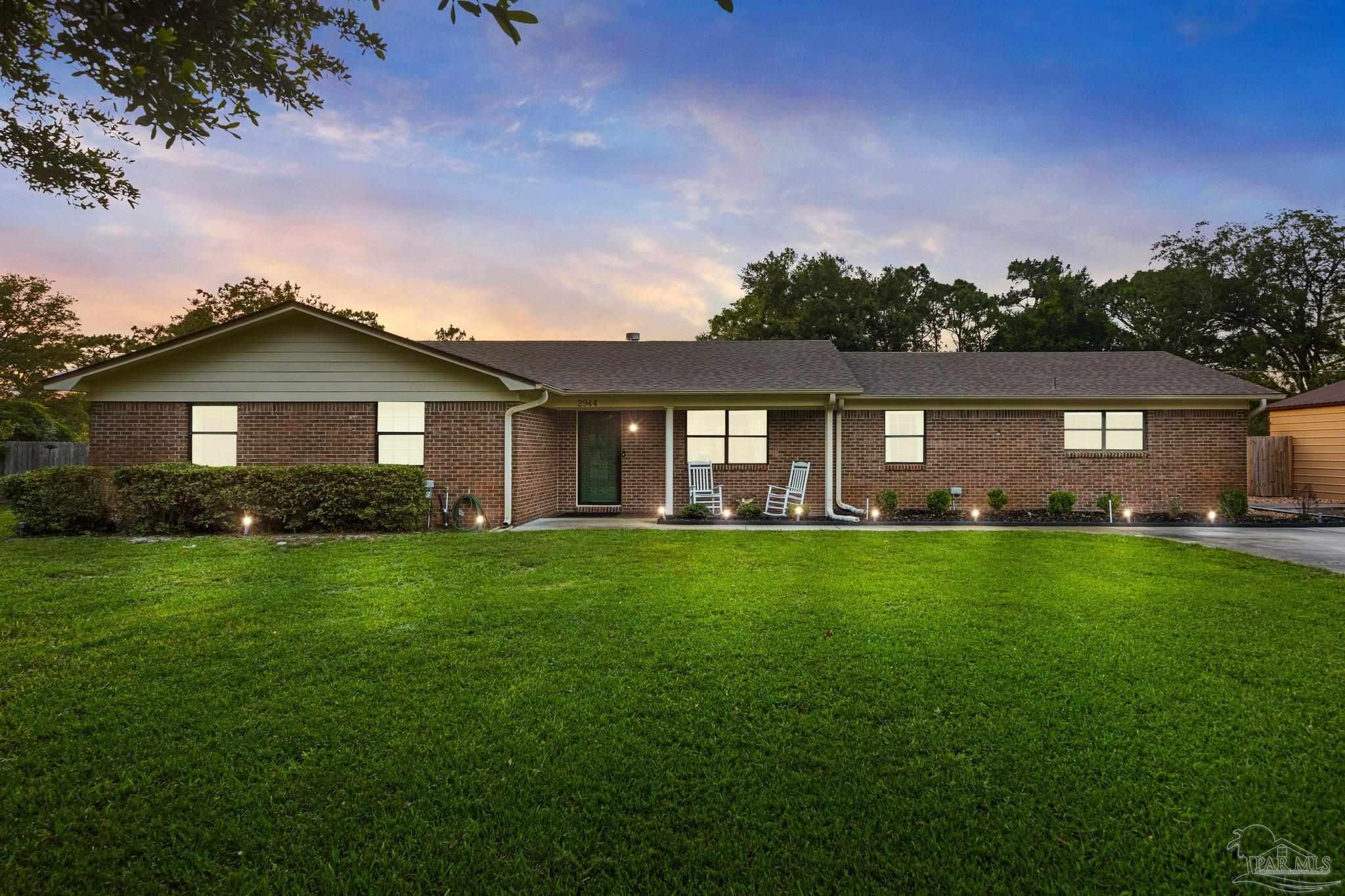 2944 Rosa Del Villa Dr, For Sale in Gulf Breeze - Zoocasa