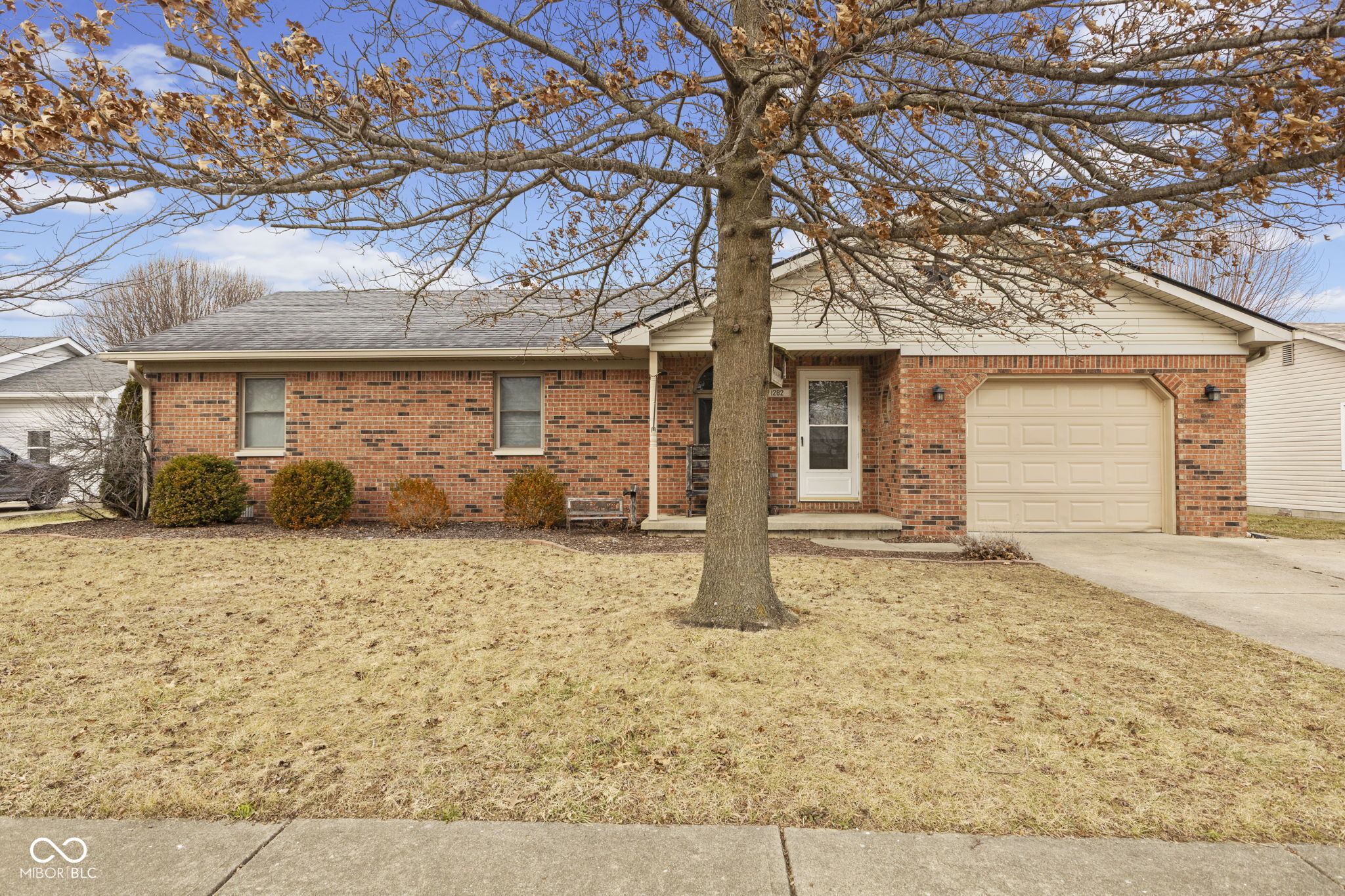 1282 Pin Oak Ct, For Sale in Martinsville - eXp Realty