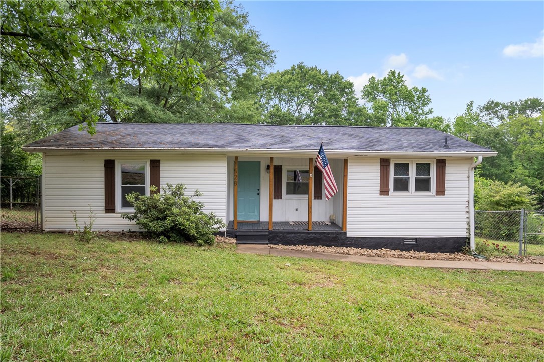 1528 Cherokee Cir, Sold in Anderson - Zoocasa