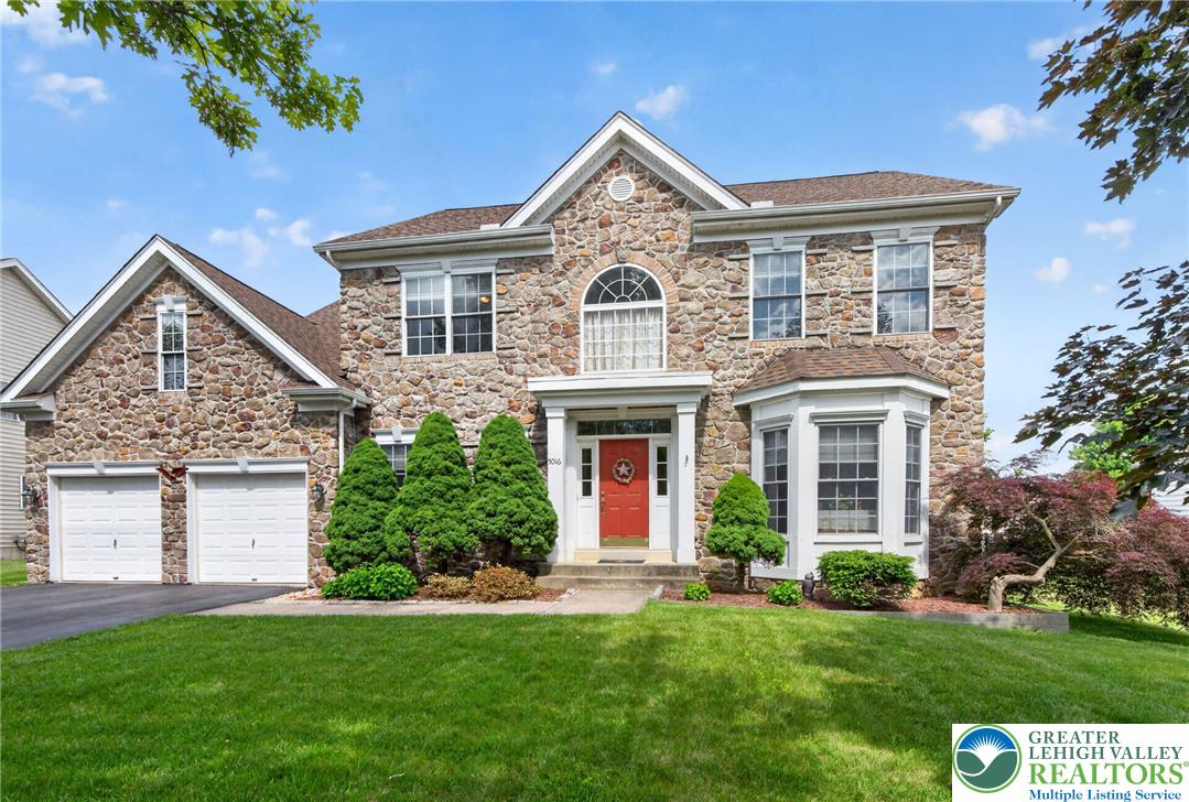 5016 Allen Dr, For Sale in Bethlehem - eXp Realty
