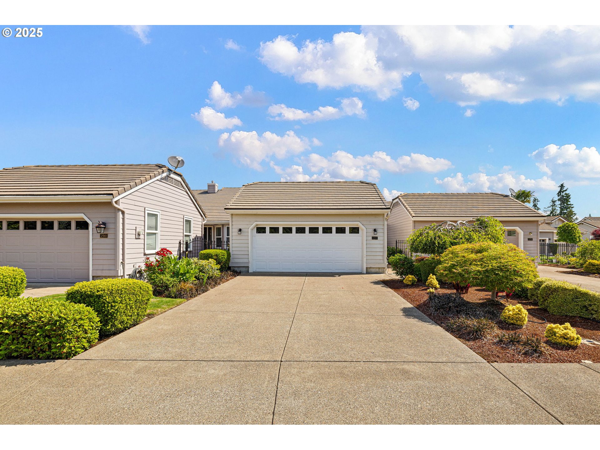 280 Magnolia Dr, For Sale in Creswell - eXp Realty