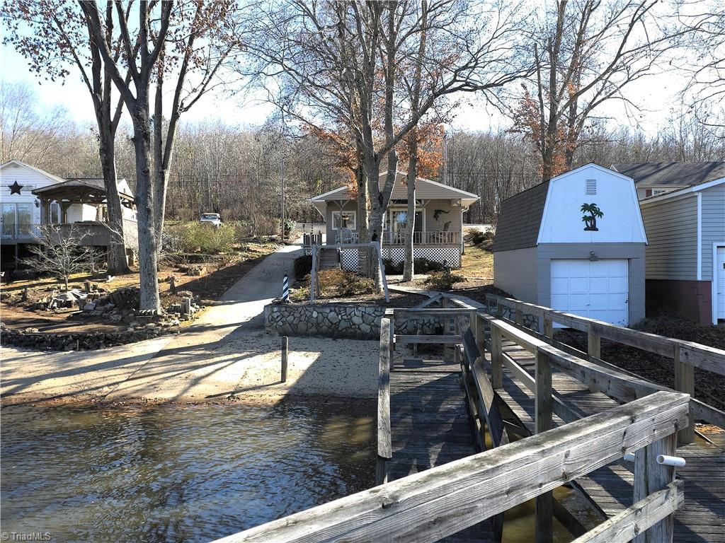 1348 Riverview Rd, For Sale in Lexington - eXp Realty