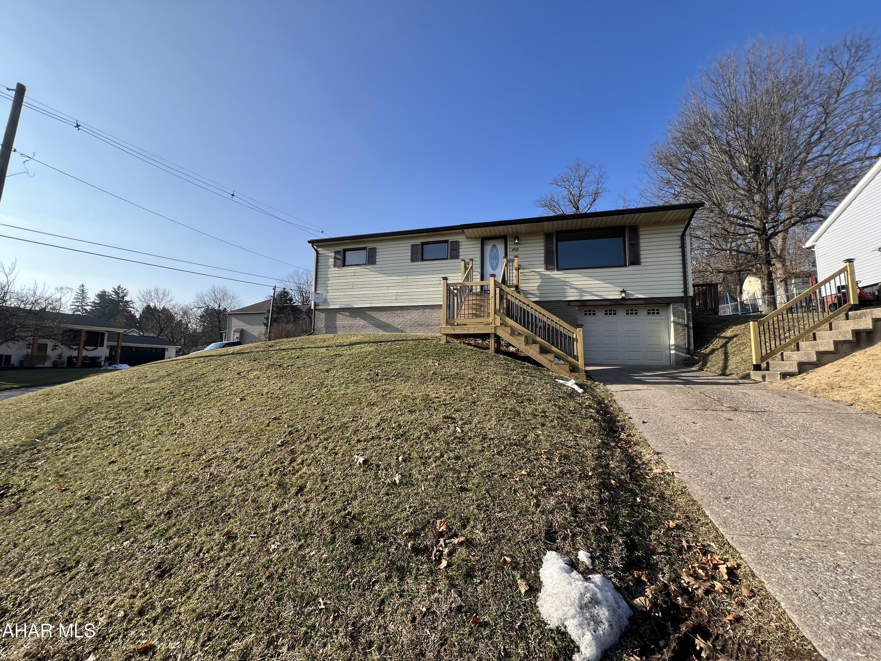 4910 Charles Pl, For Rent in Altoona - eXp Realty