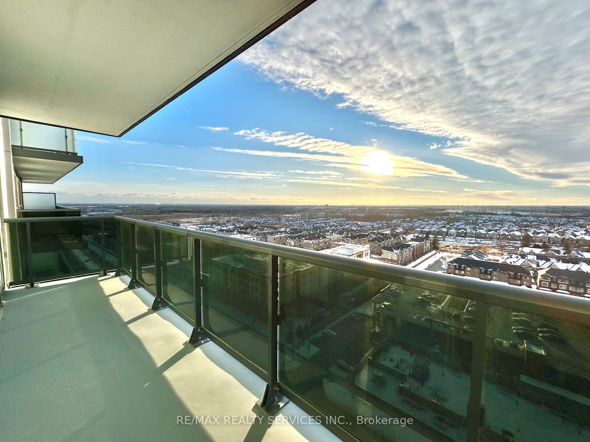 1610 - 2545 Simcoe St N, Leased in Oshawa - Zoocasa