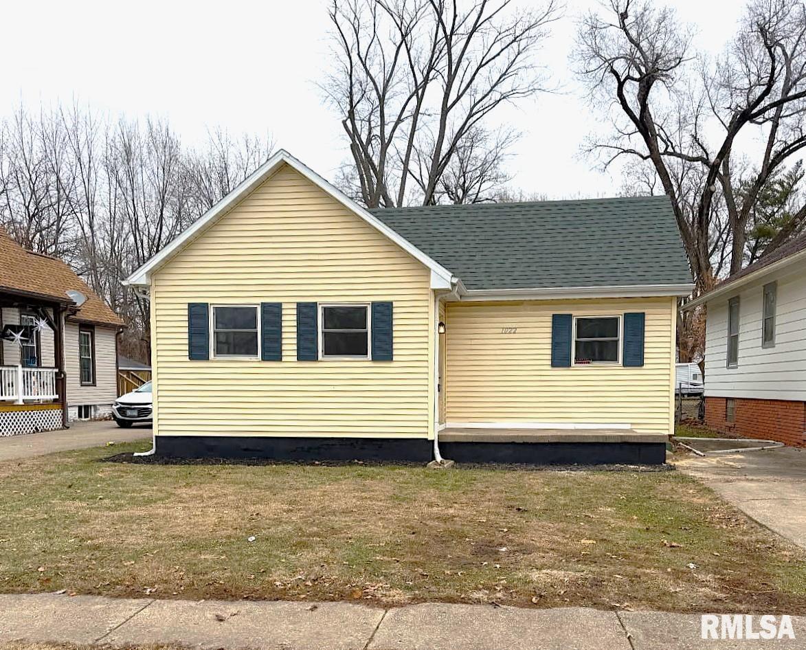 1022 N Walnut St, For Sale in Springfield - eXp Realty