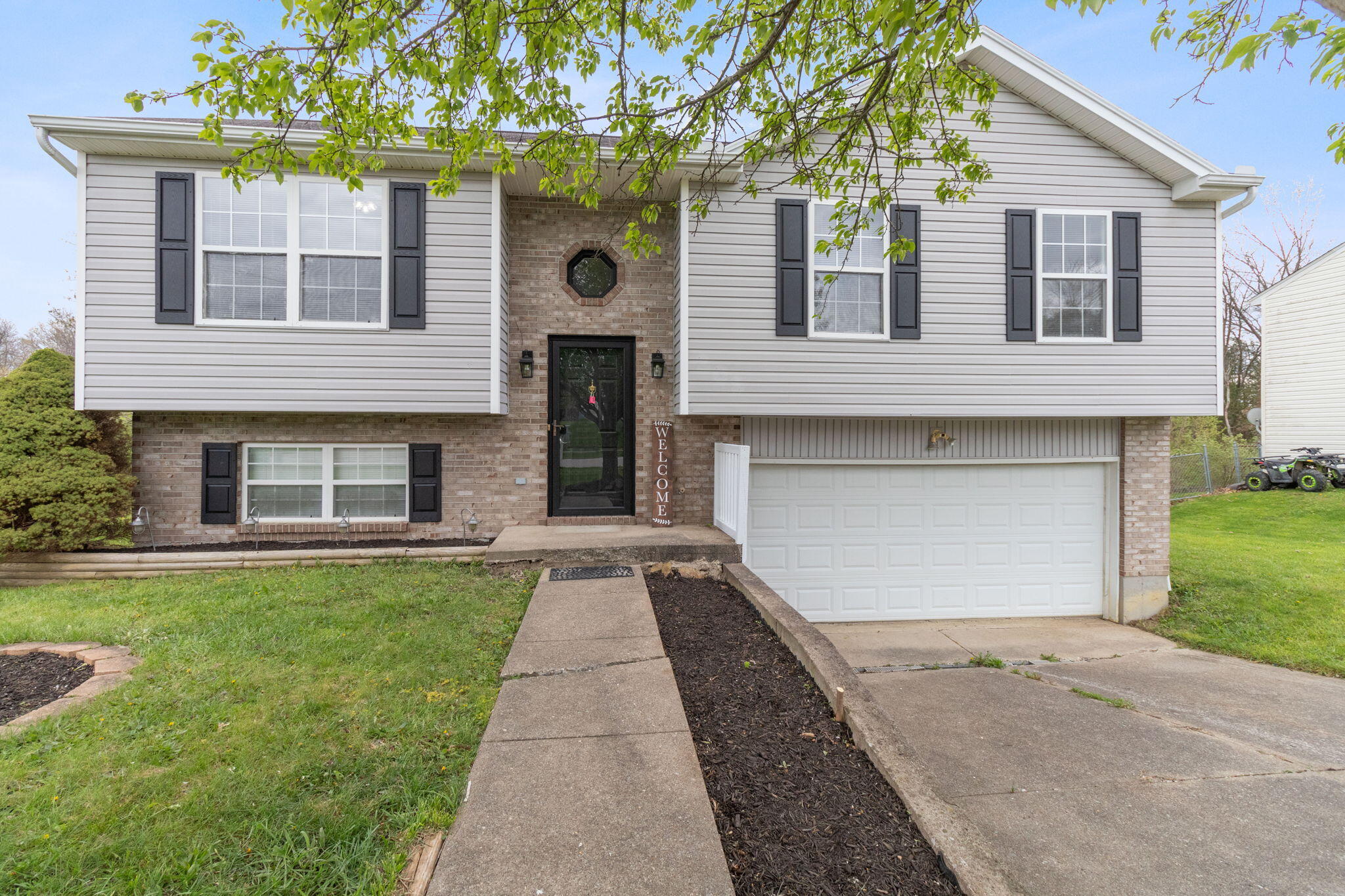 202 Springwood Dr, For Sale in Alexandria - eXp Realty