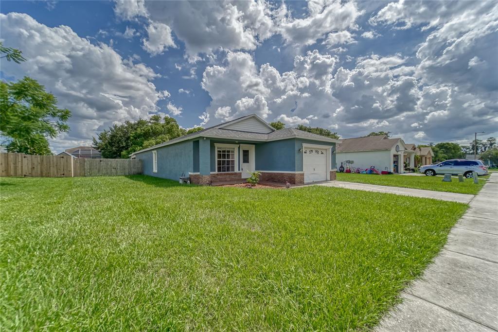22130 Bell Harbor Drive, Sold in Land O Lakes - Zoocasa
