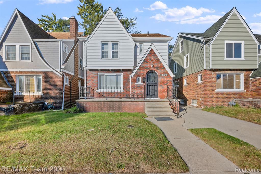 18923 Santa Rosa Drive, For Sale in Detroit - Zoocasa