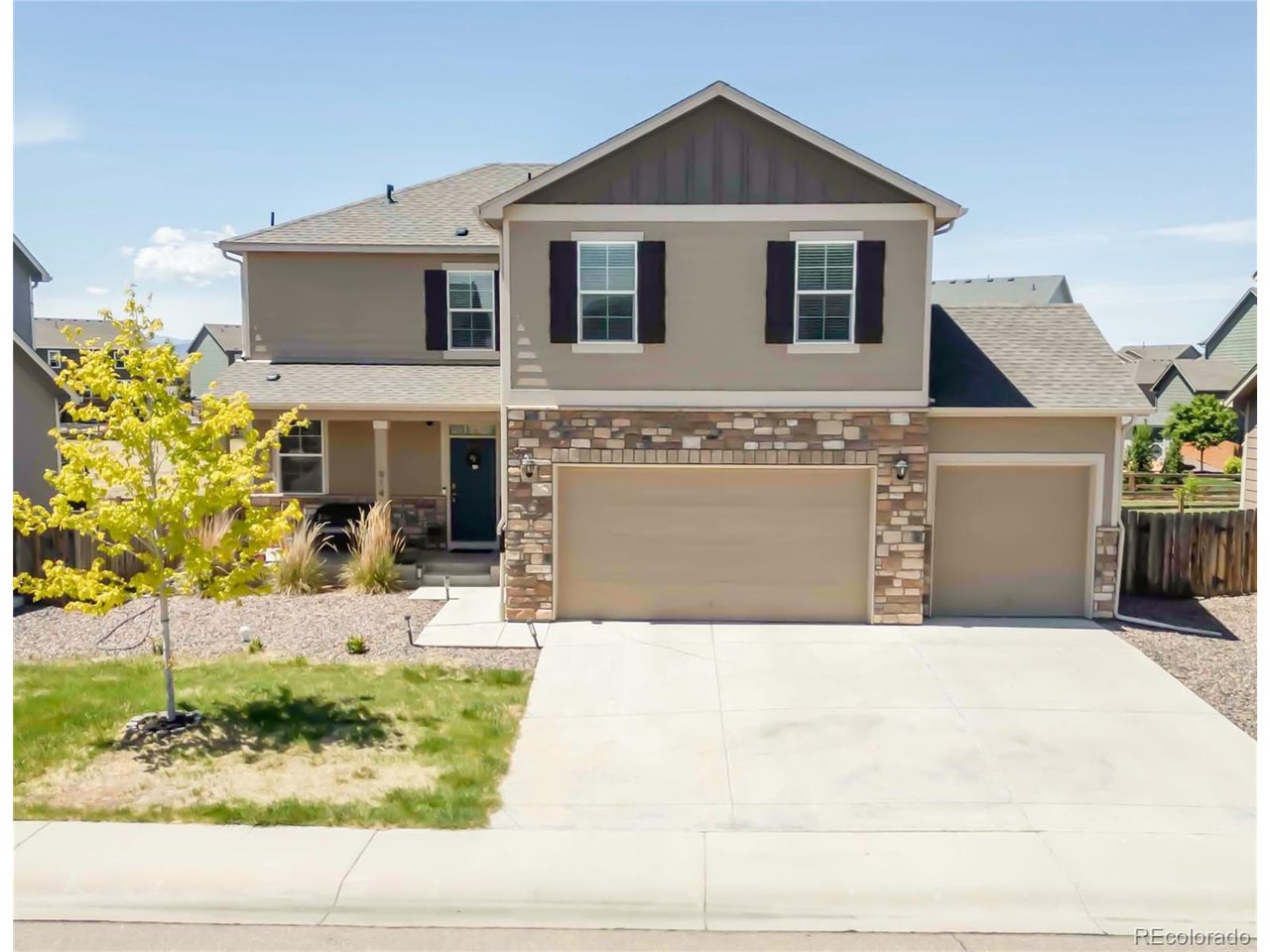 914 Charlton Dr, For Sale in Windsor - eXp Realty