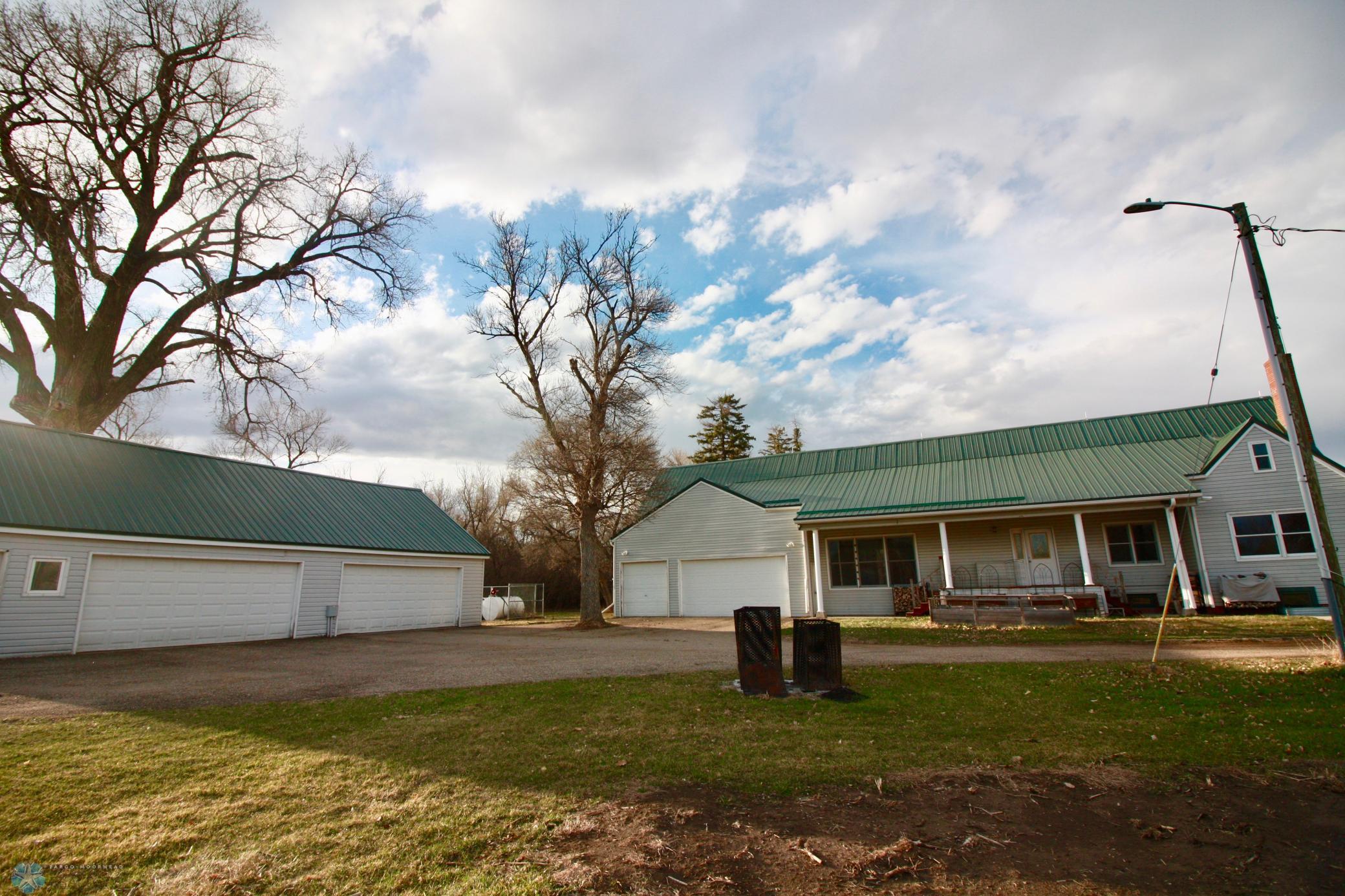 201 Dakota St, Sold in Barney - Zoocasa