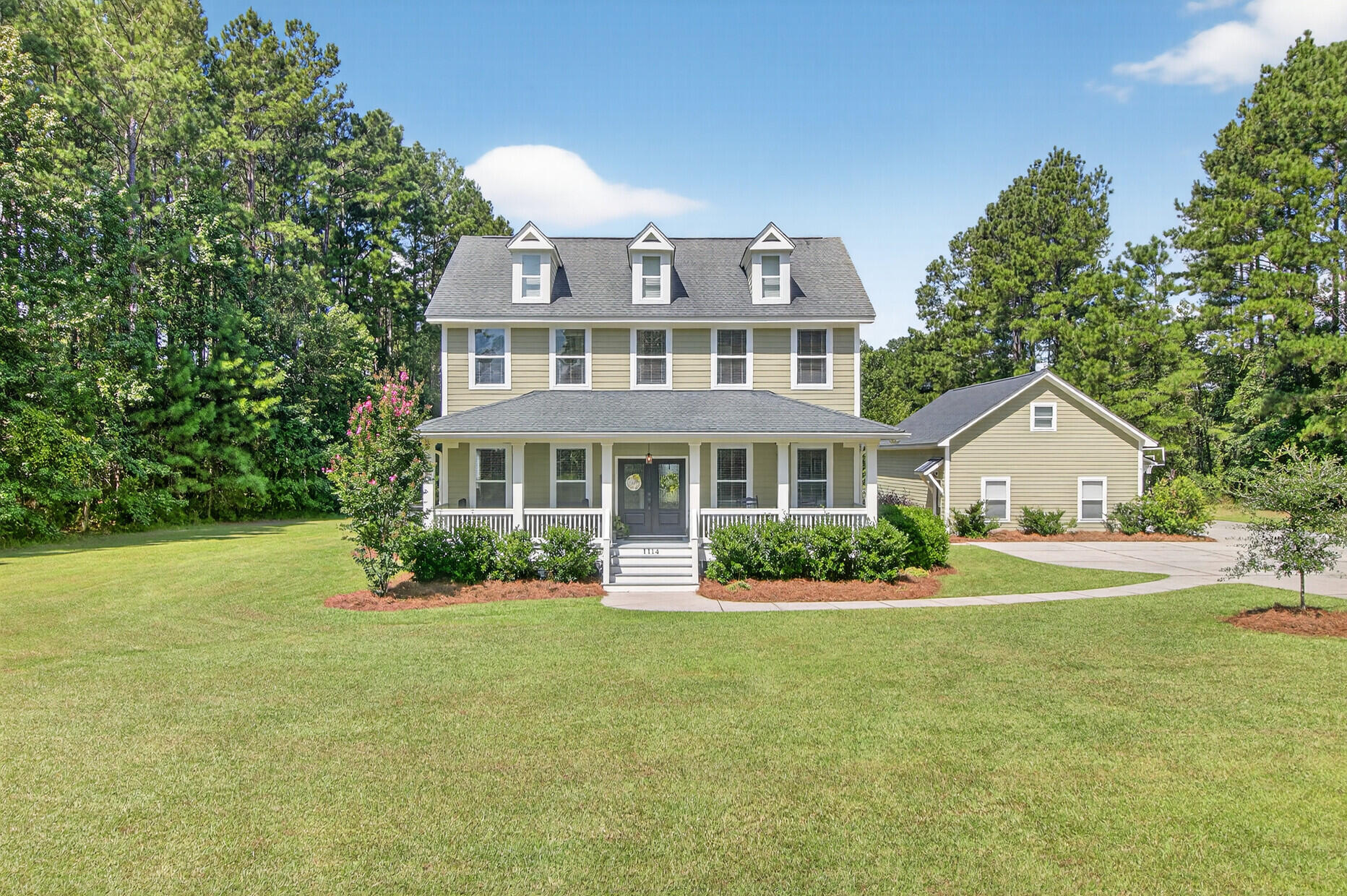 1114 Plantation Overlook Dr, For Sale in Moncks Corner - eXp Realty
