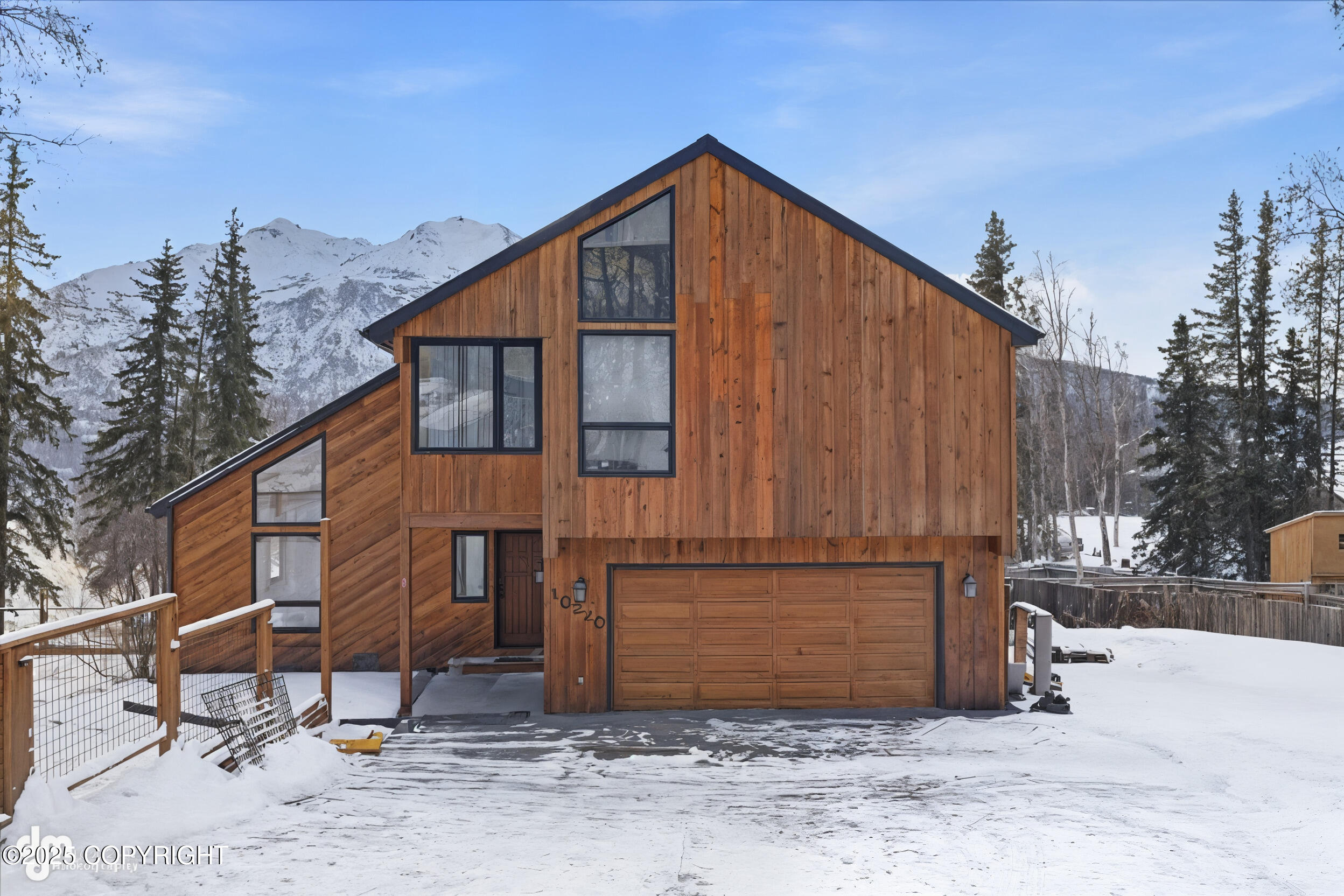10220 Silvertip Cir, For Sale in Eagle River - eXp Realty