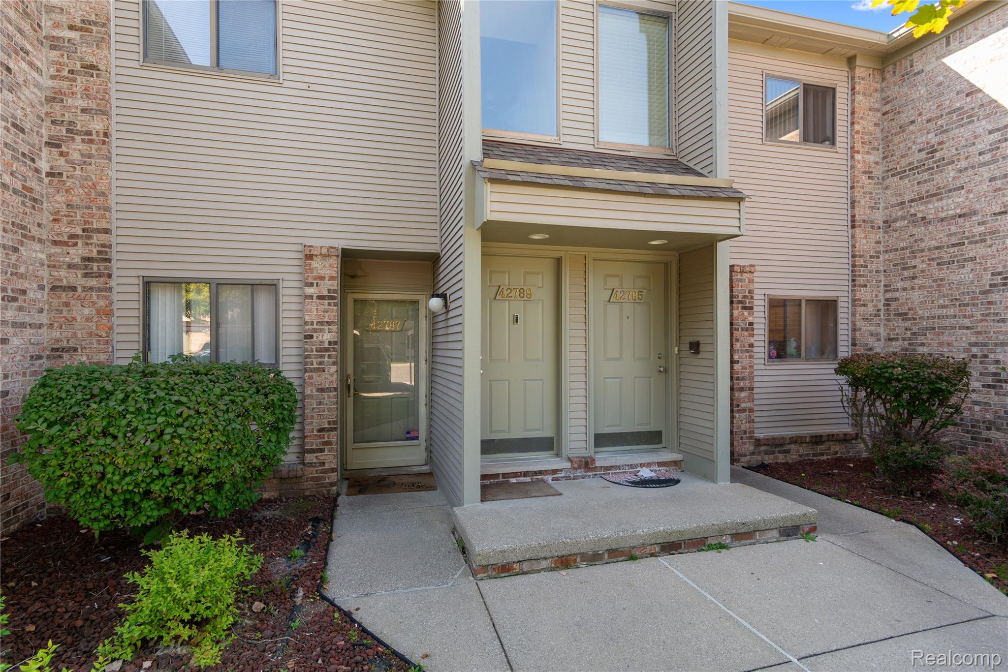 42789 Lilley Pointe Dr, For Sale in Canton - eXp Realty