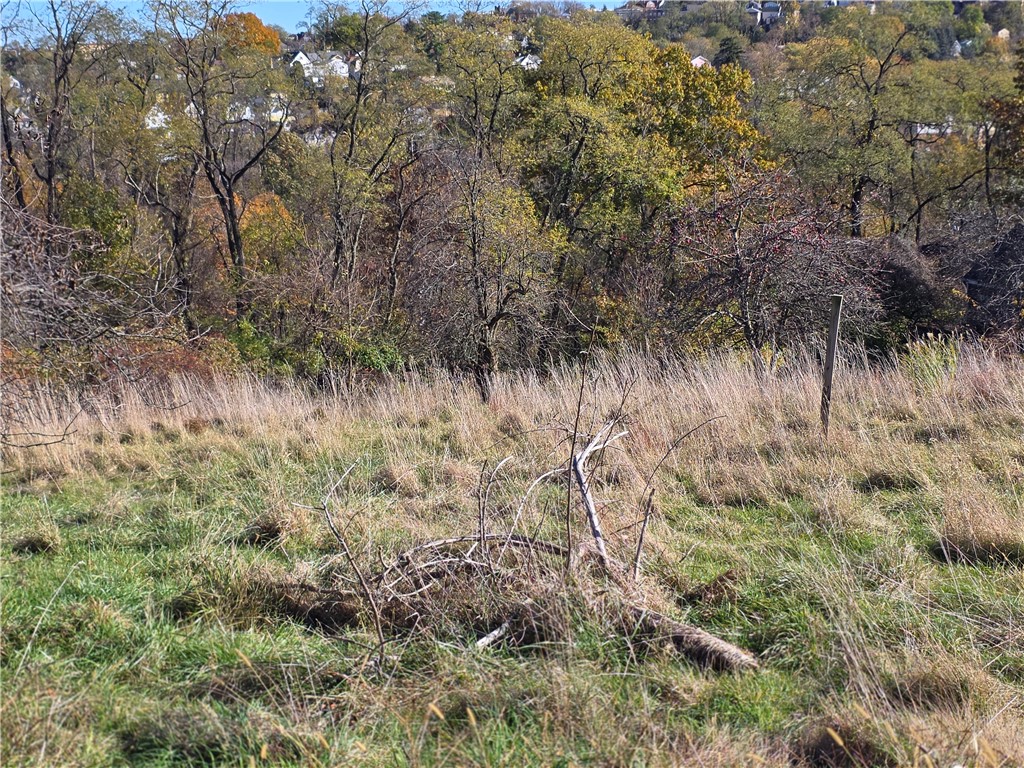 159 Roseberry Ln, For Sale in Pittsburgh - eXp Realty