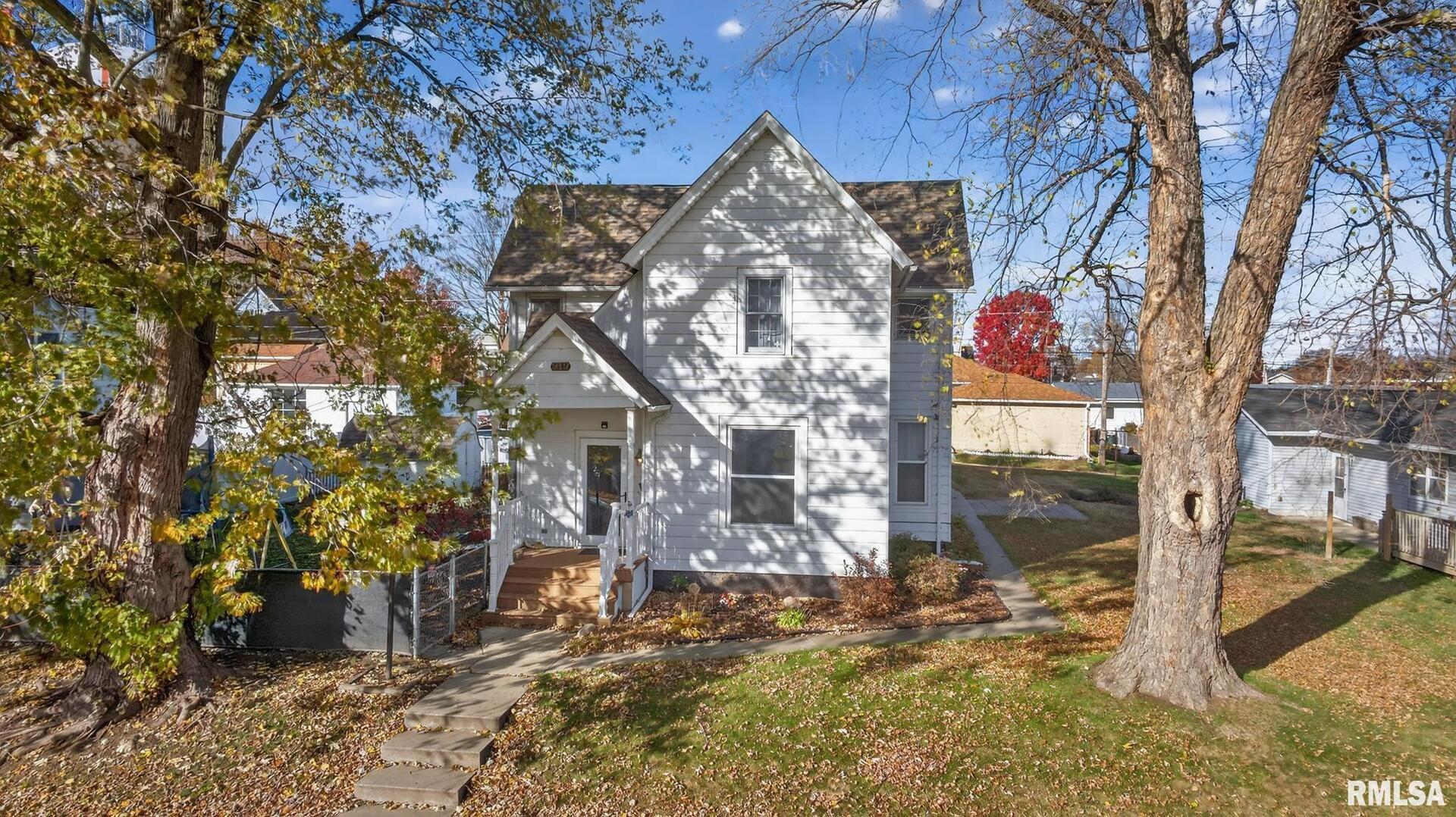 919 9 Th Ave, For Sale in Fulton - eXp Realty