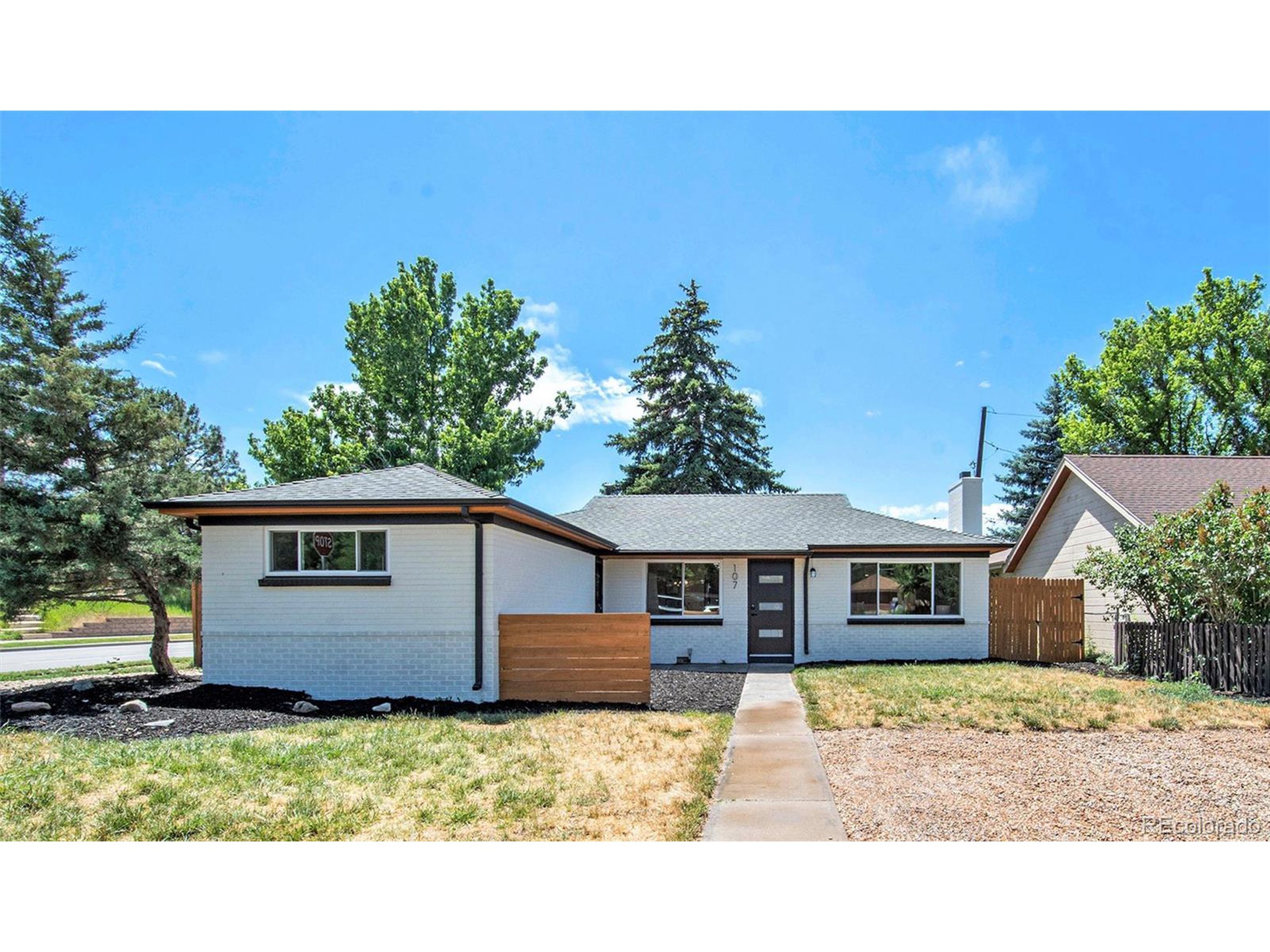107 Magnolia St, For Sale in Denver - eXp Realty