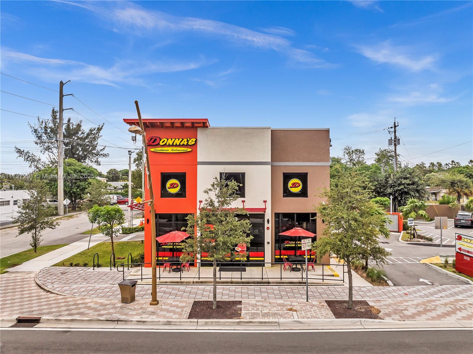 2010 Nw 6th St, For Sale in Fort Lauderdale - Zoocasa