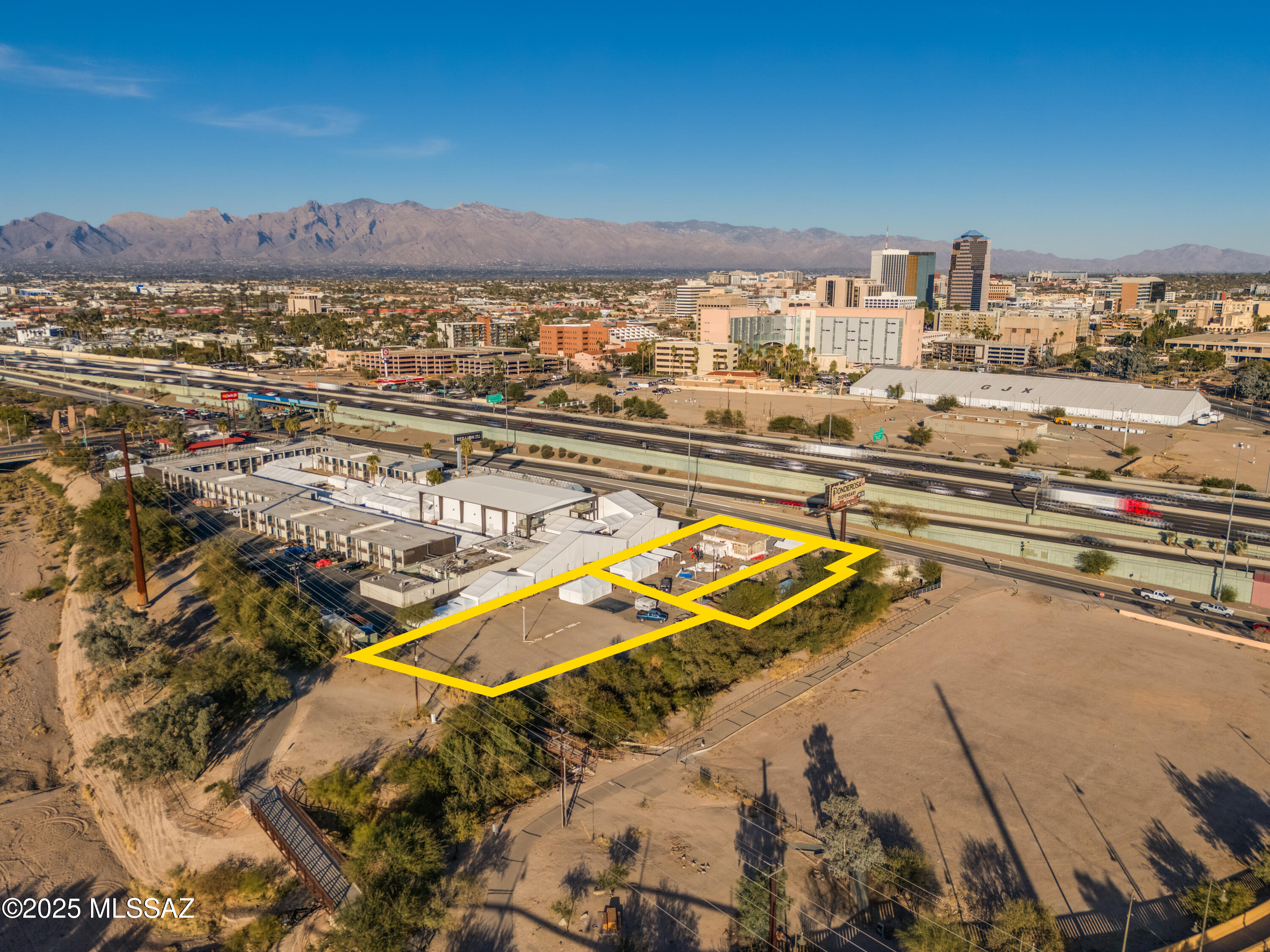 17 - 292 S Freeway Way S, For Sale in Tucson - eXp Realty