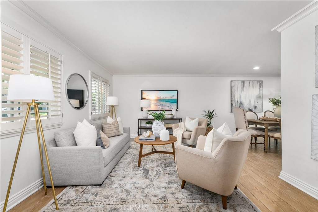 19921 Piccadilly Lane, Sold in Huntington Beach - Zoocasa