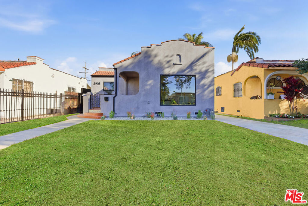 2908 Somerset Dr, For Sale in Los Angeles - eXp Realty