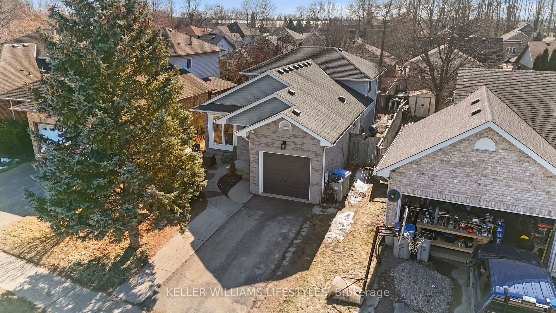 186 Parkview Dr, For Sale in Strathroy - eXp Realty