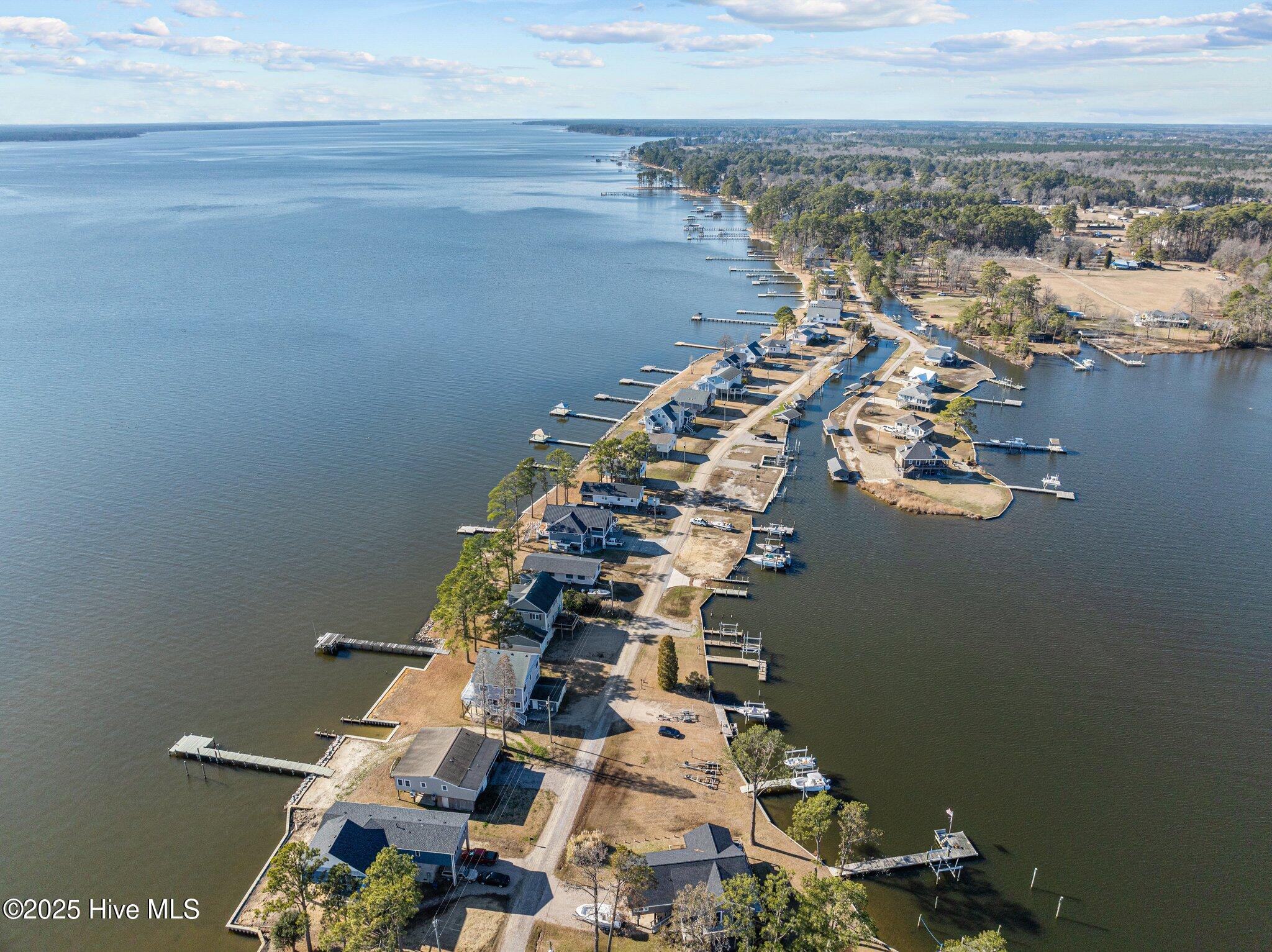 396 Queen Anne Dr, For Sale in Bath - eXp Realty